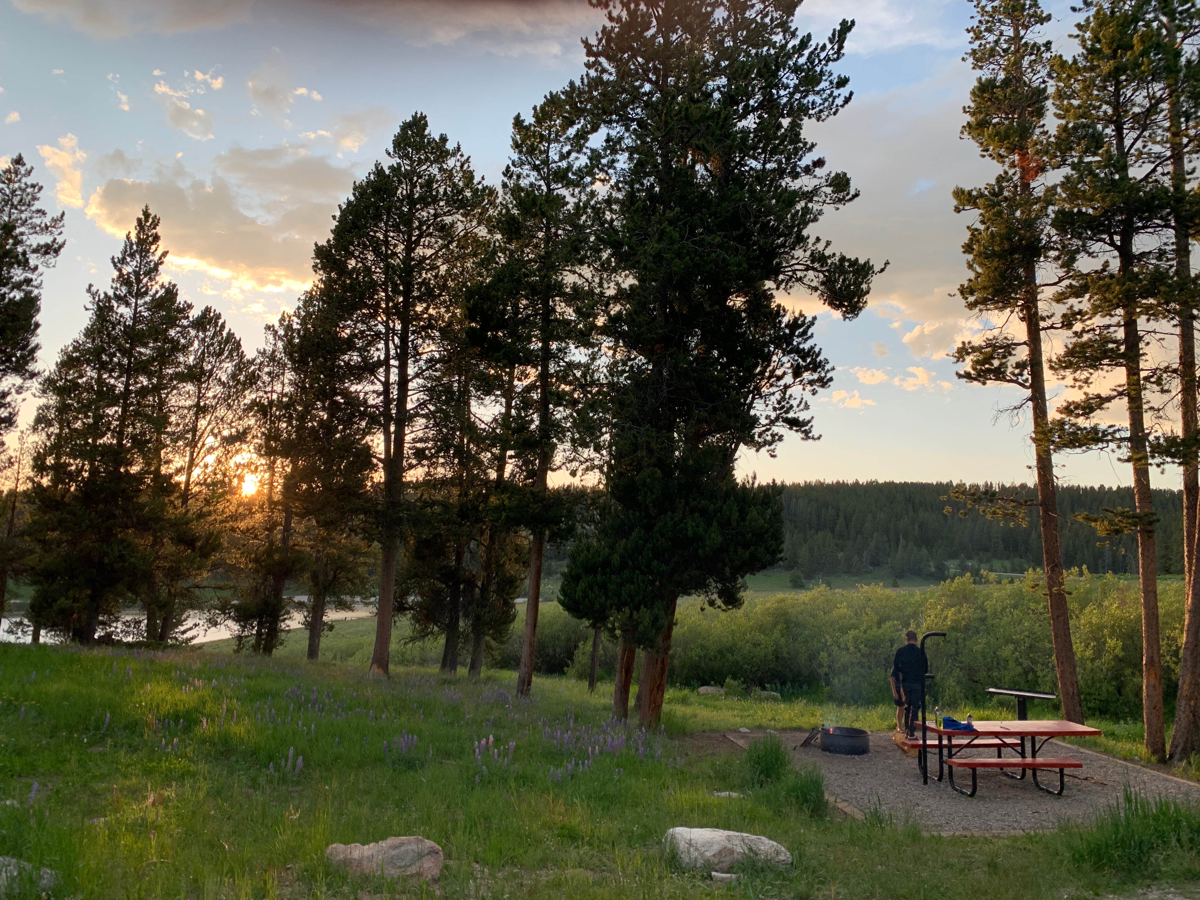 Lakeview Campground | Ten Sleep, Wyoming