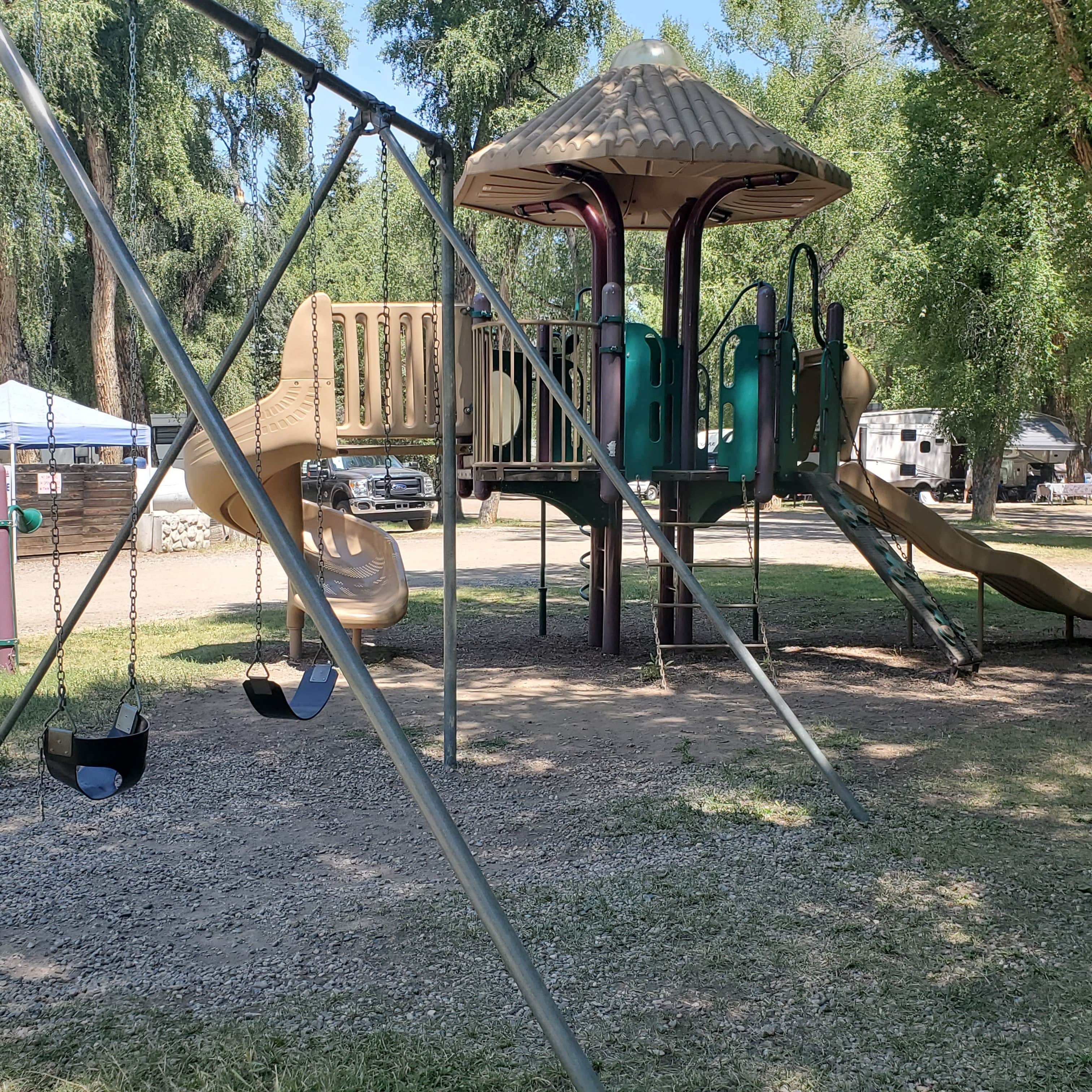 Mountain Time RV Park & Cabins (Formerly Tall Texan) | Gunnison, Colorado