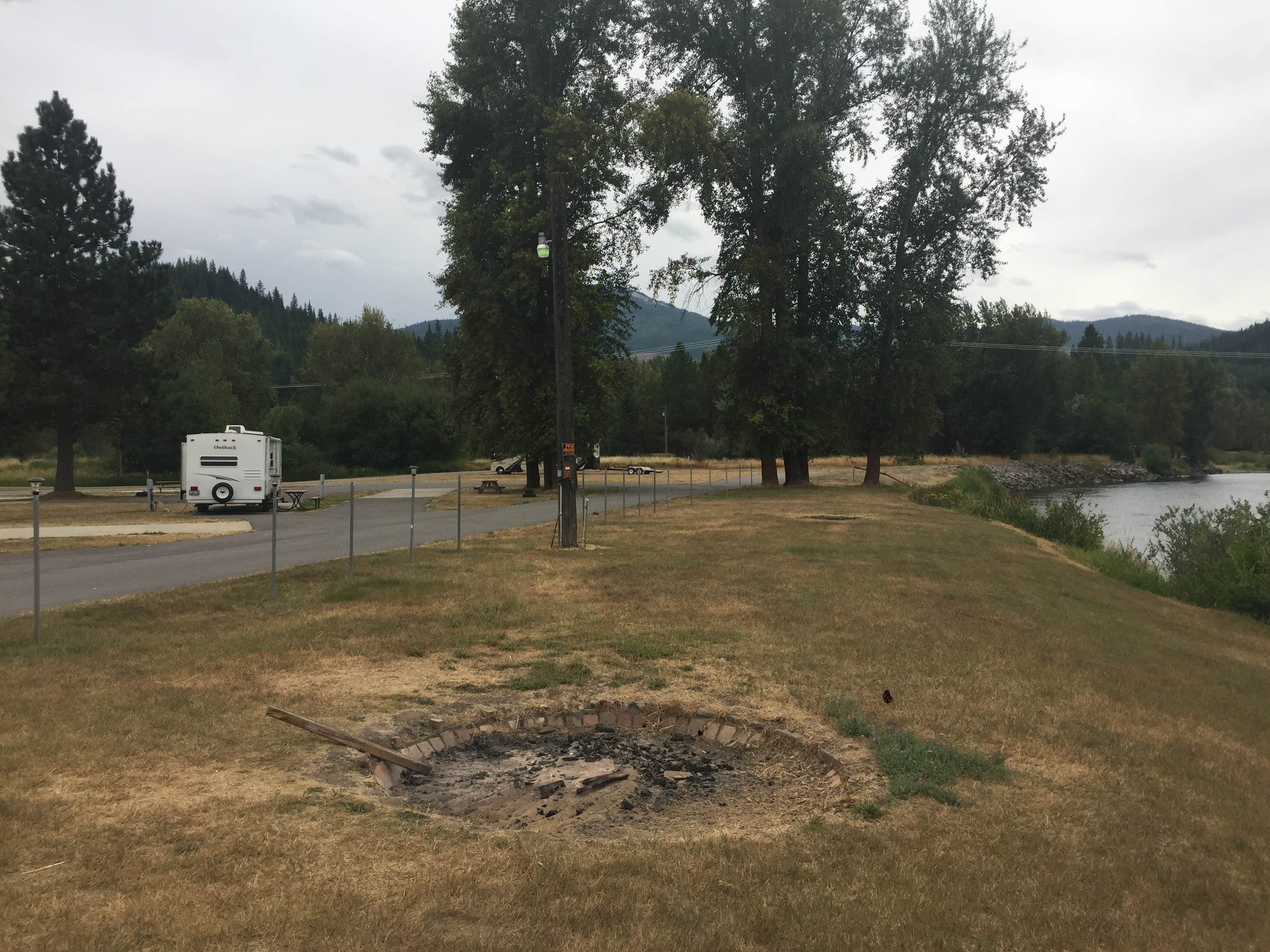 CDA River RV, Riverfront Campground | Cataldo, Idaho
