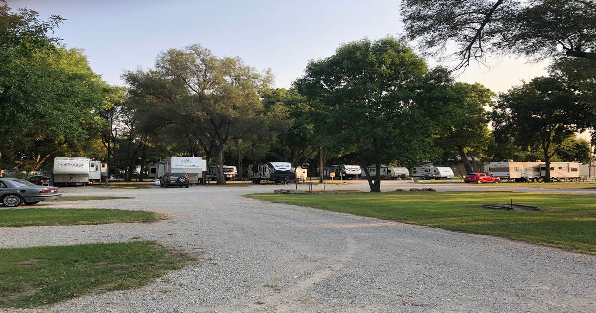 Covered Wagon RV Resort | Abilene, KS