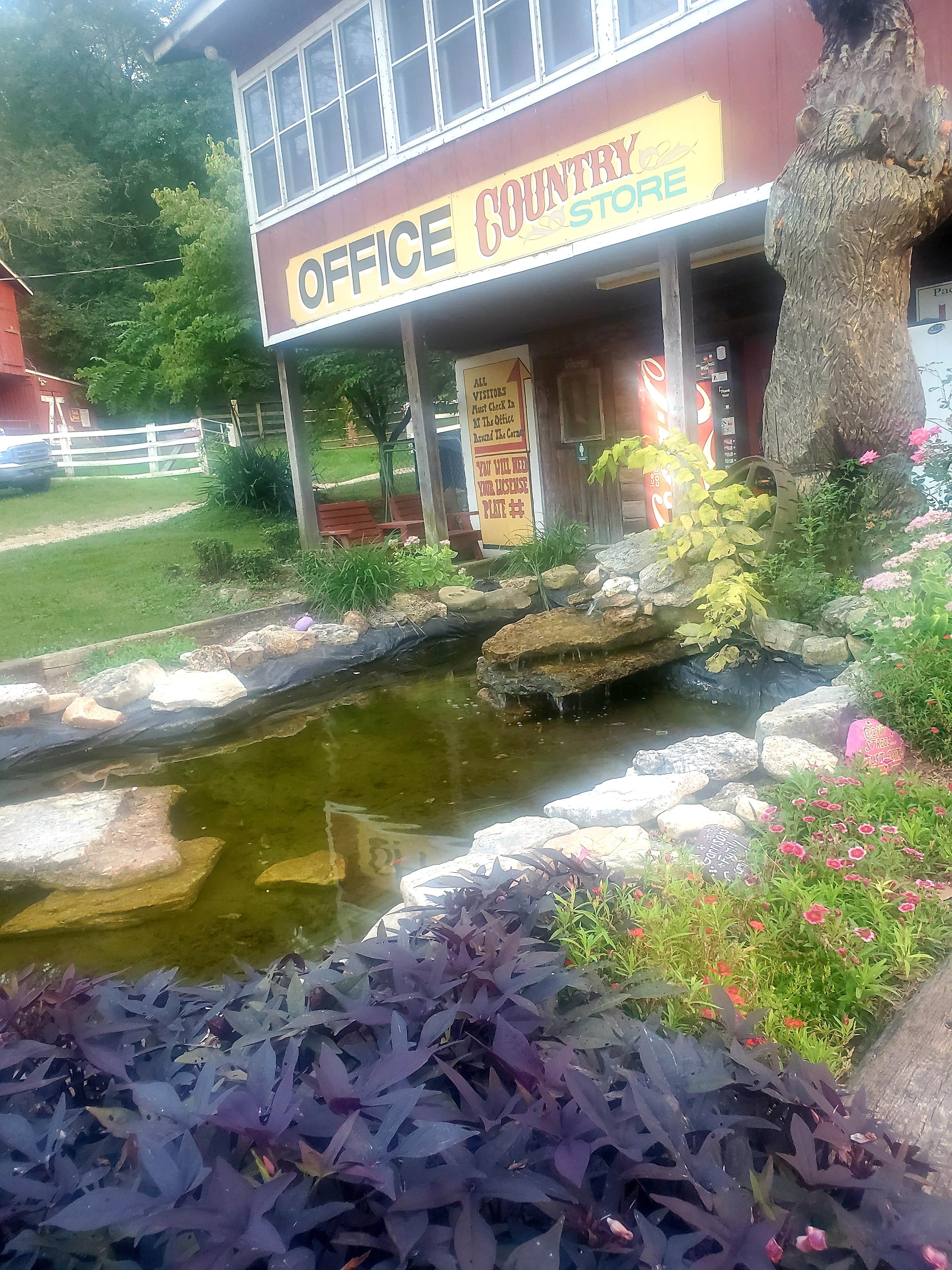 Garrison Canoe Rental and Campground | Steelville, MO