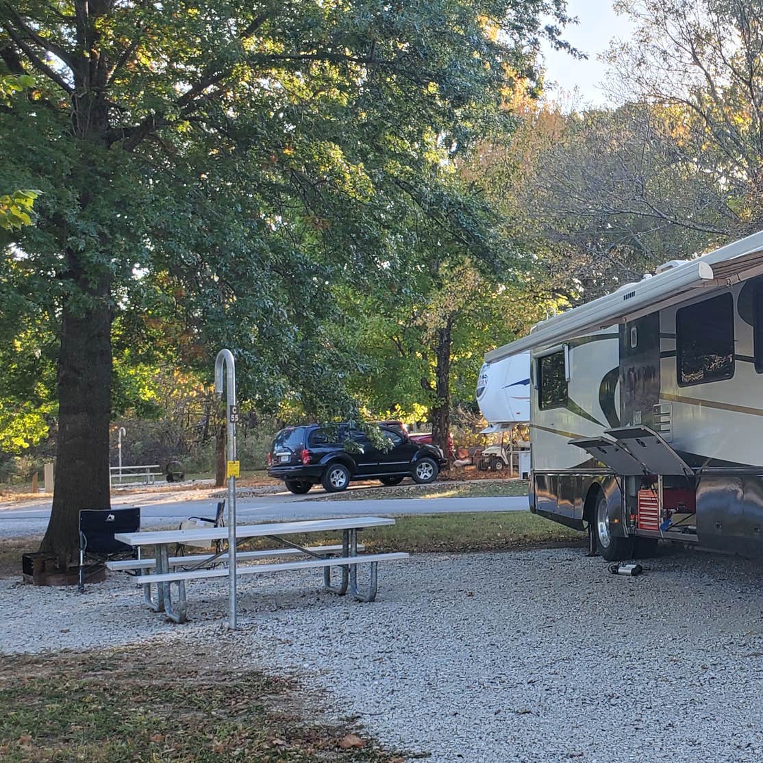 COE Harry S Truman Reservoir Bucksaw Campground | Lowry City, Missouri