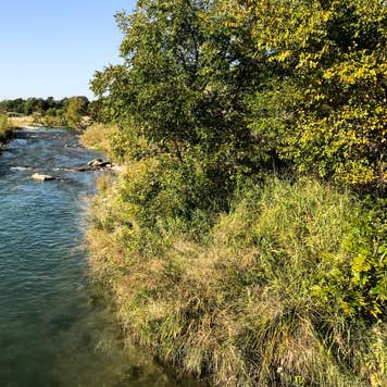 Dos Rios RV Park | Castell, Texas