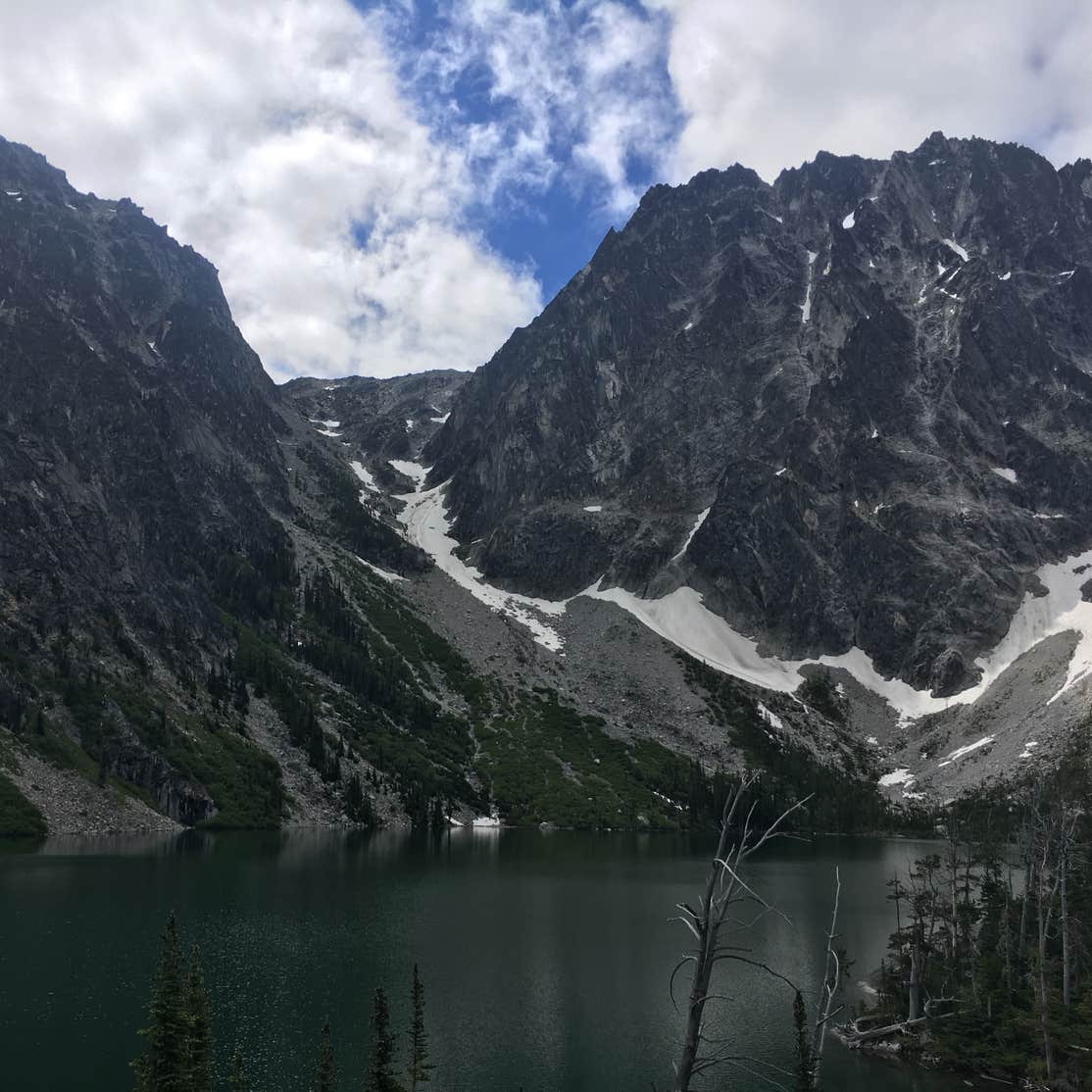 Colchuck Lake Camping | Okanogan-Wenatchee National Forest, Washington