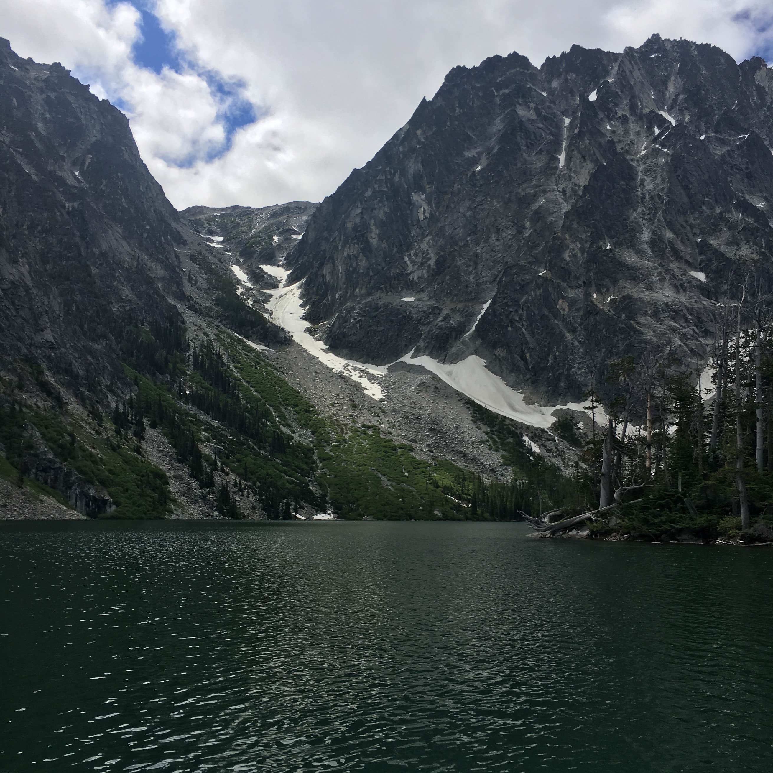 Colchuck Lake Camping | Okanogan-Wenatchee National Forest, Washington