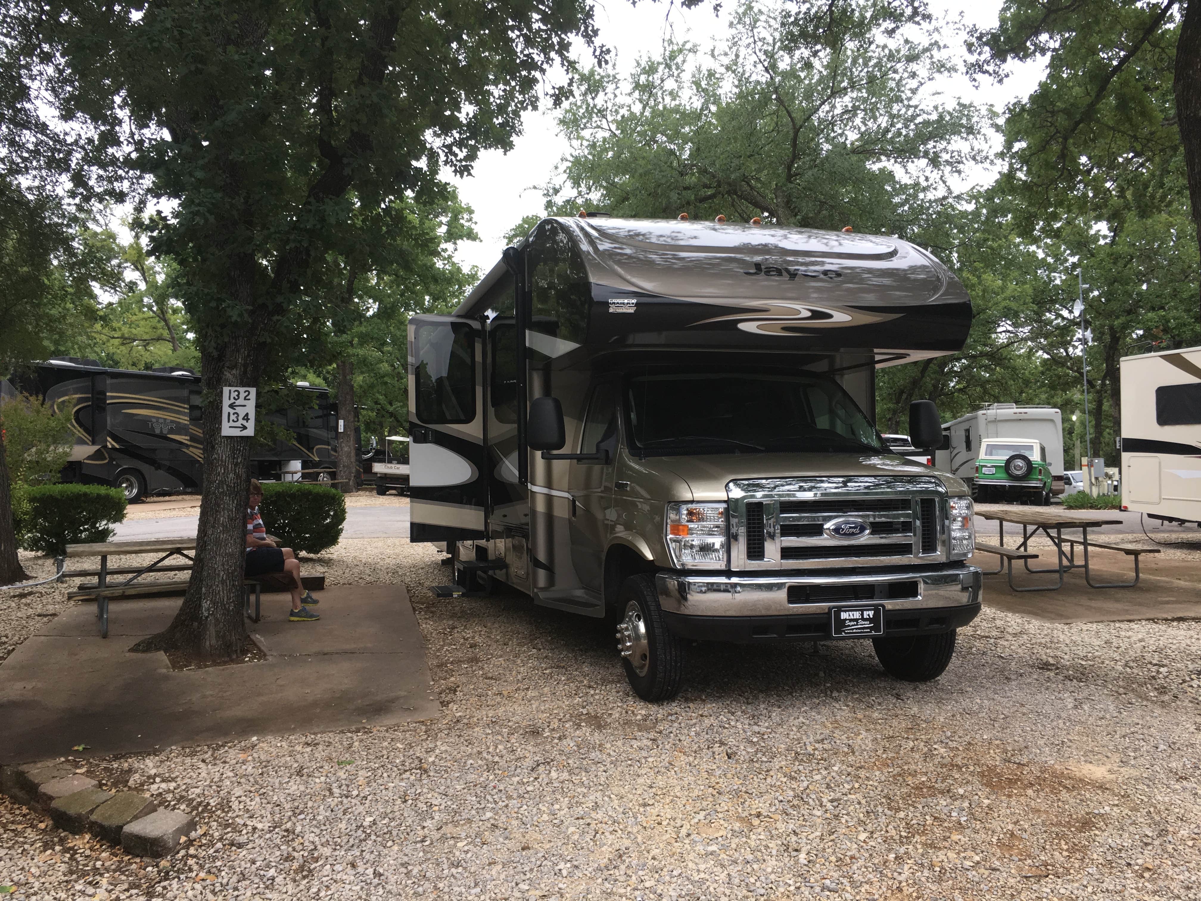 Treetops RV Resort | Arlington, TX