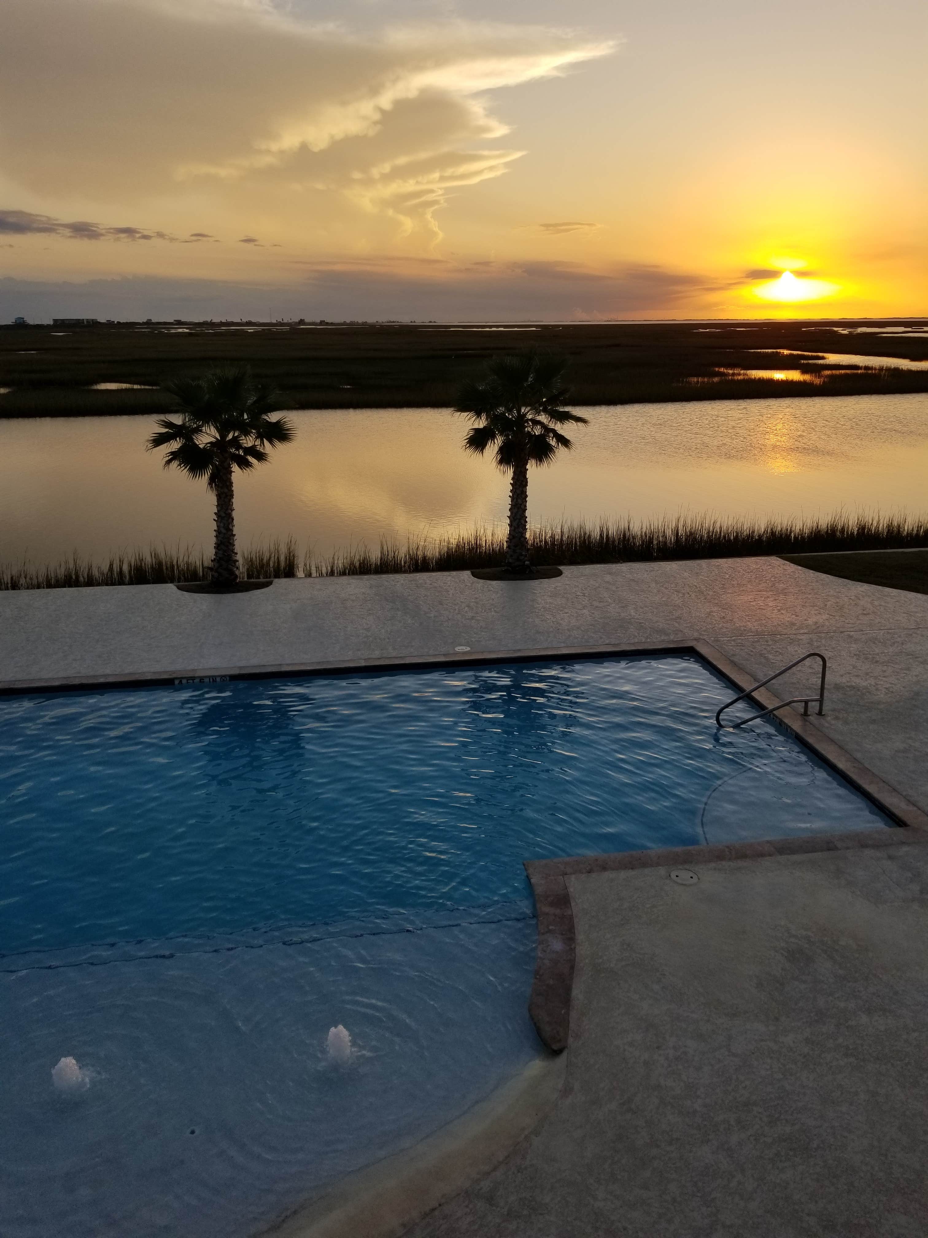 Blue Water RV Resort | Freeport, TX