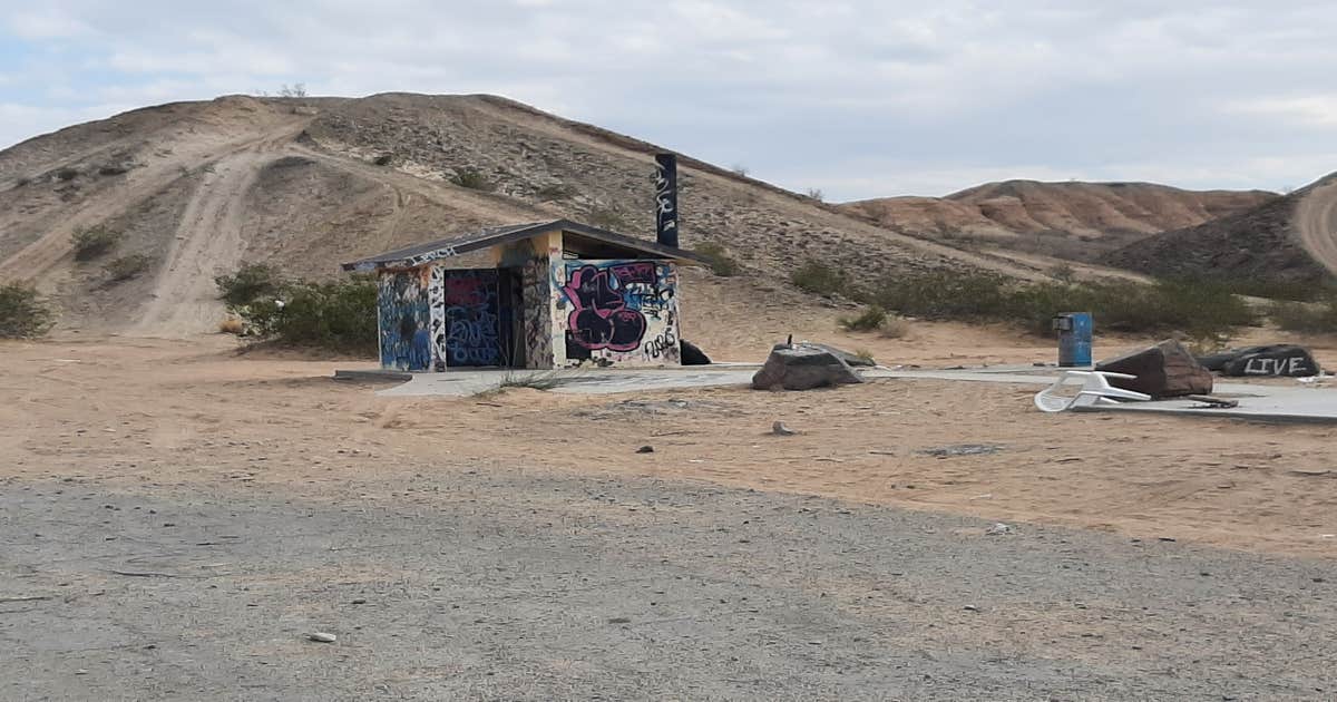 The Sandbowl Dispersed Camping | Blythe, AZ