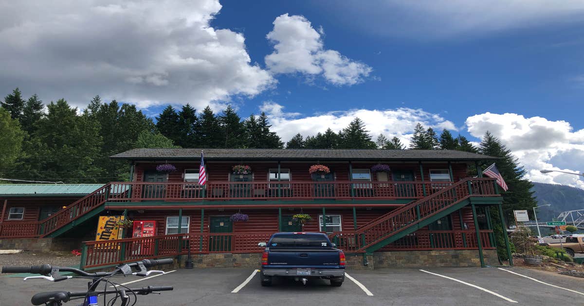 Bridge of The Gods Motel Cabins & RV Park | Cascade Locks, OR