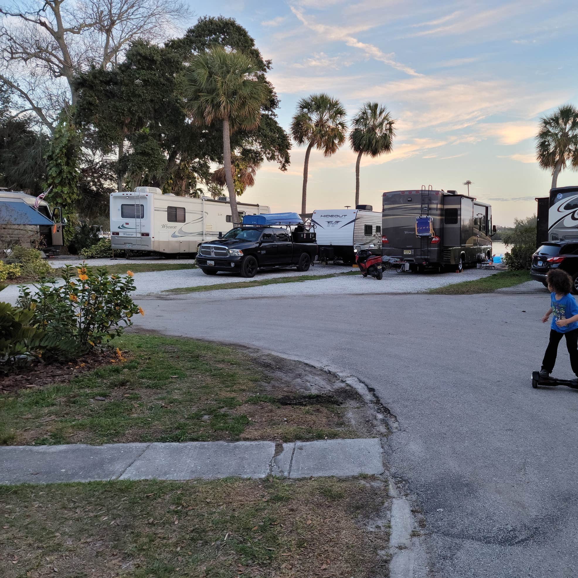 Hickory Point RV Park | Tarpon Springs, Florida