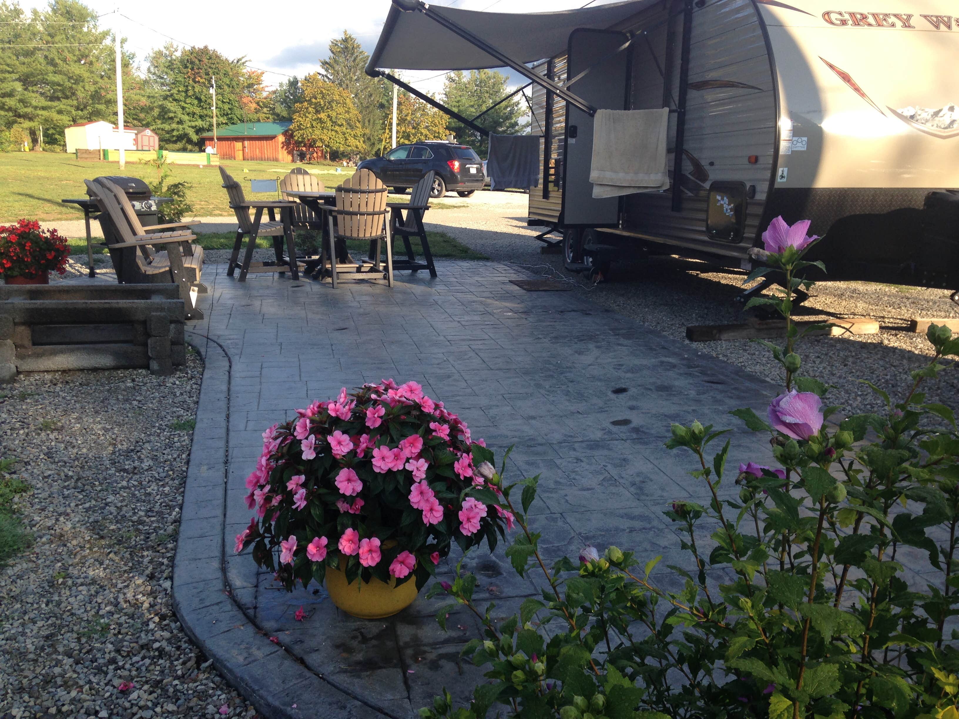 Thompson/Grand River Valley KOA Holiday Camping | Thompson, OH