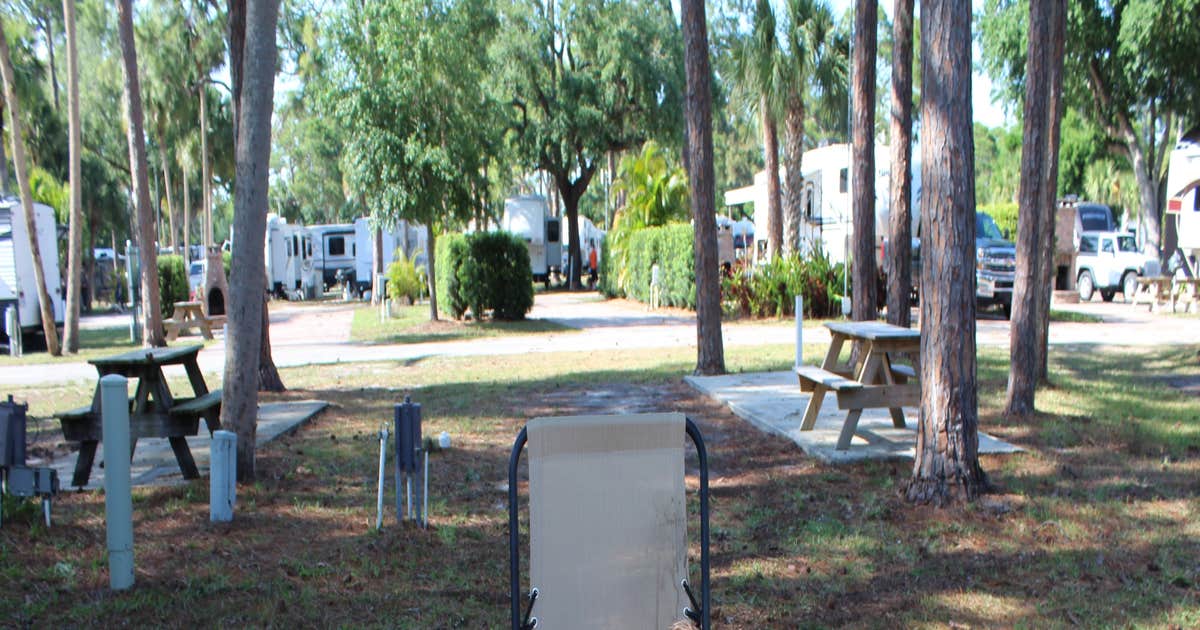 Road Runner Travel Resort Camping | Fort Pierce, FL