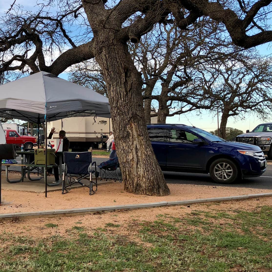 Black Rock Park Camping | Buchanan Dam, TX