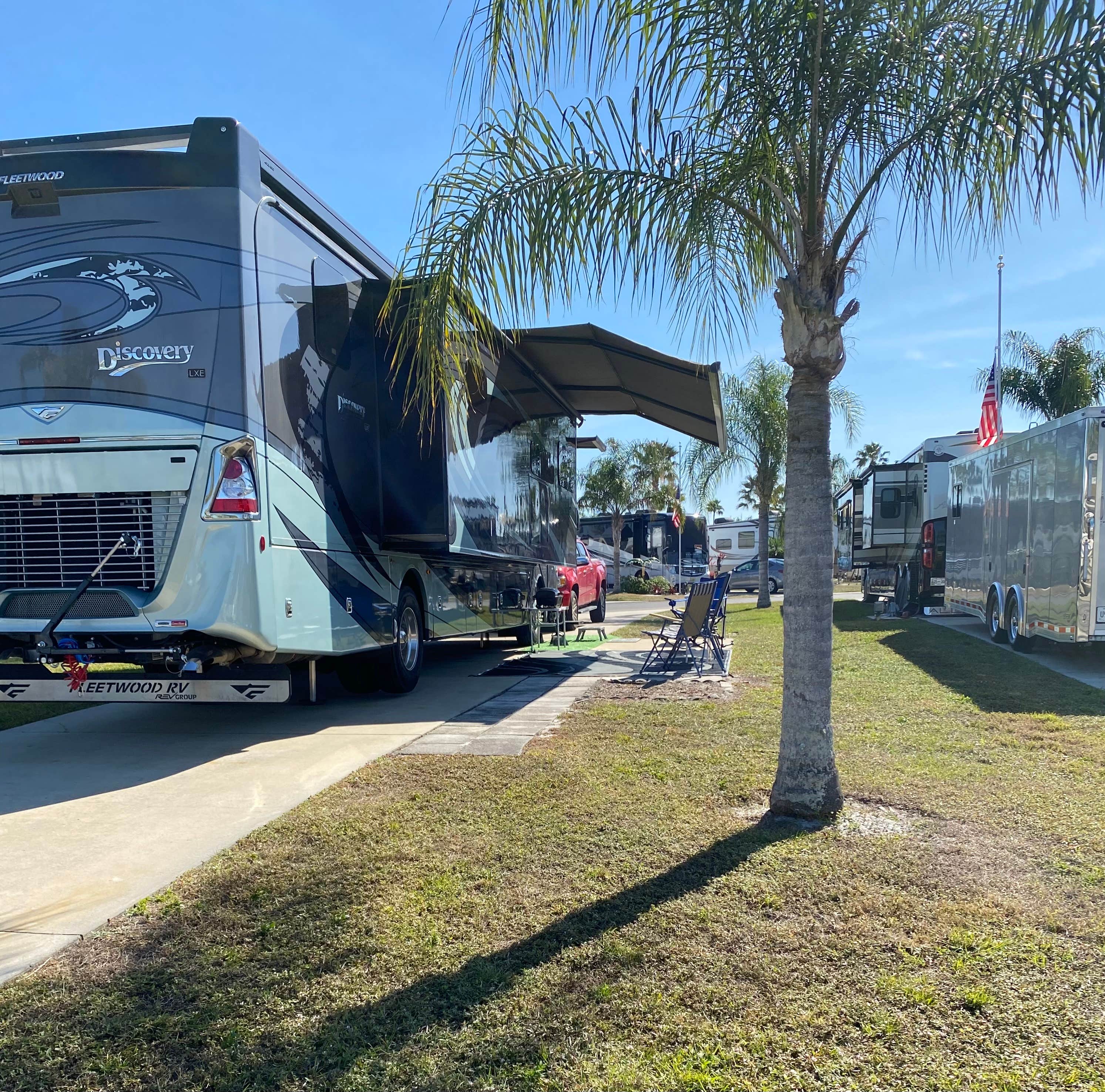 Rainbow RV Resort, A Sun RV Resort | Frostproof, Florida