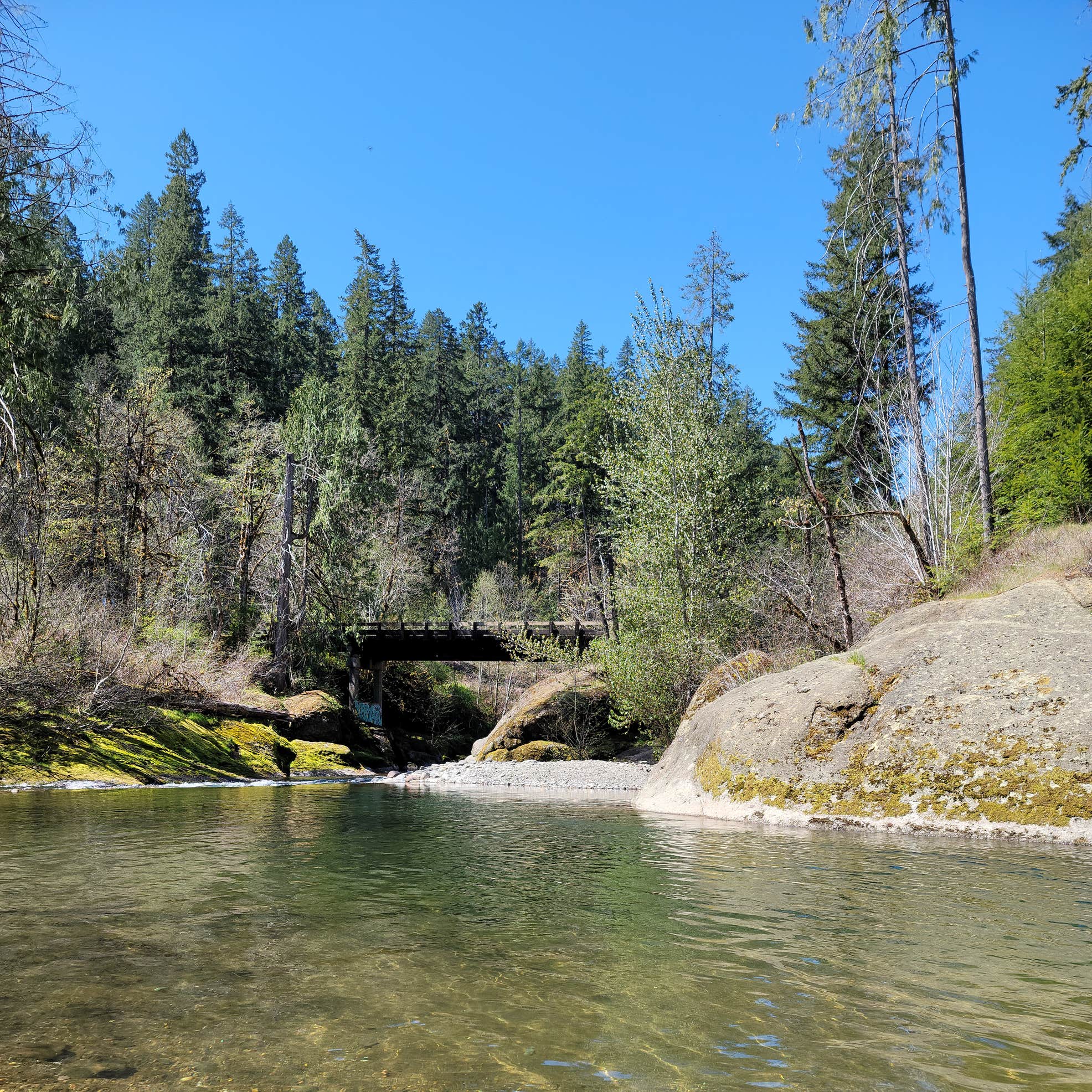 Bedrock Campground | Vida, Oregon