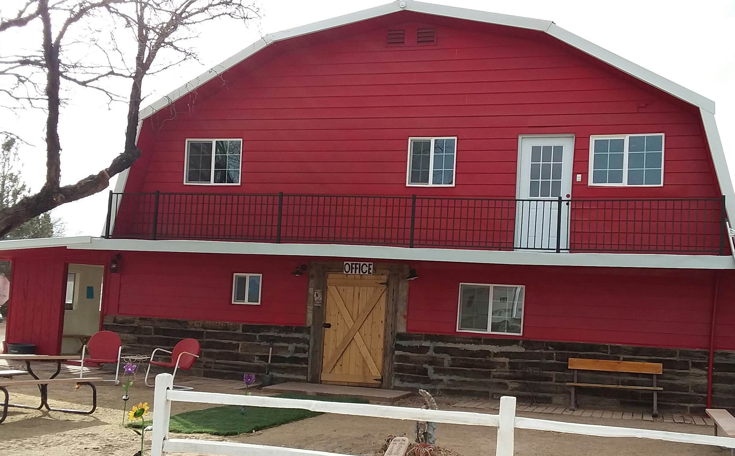 Red Barn Campground | Benson, AZ
