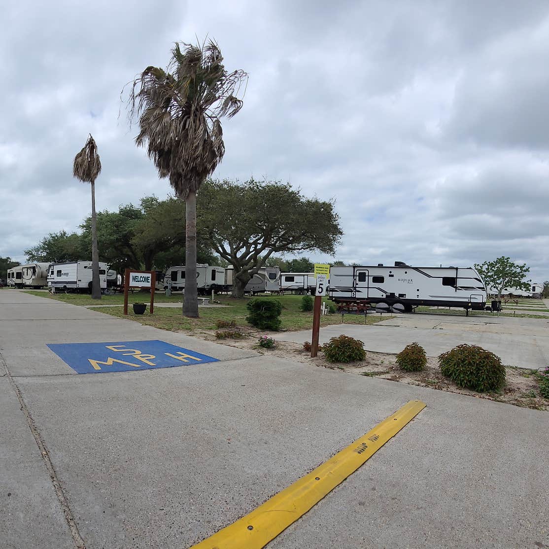 Wilderness Oaks RV Resort | Fulton, Texas