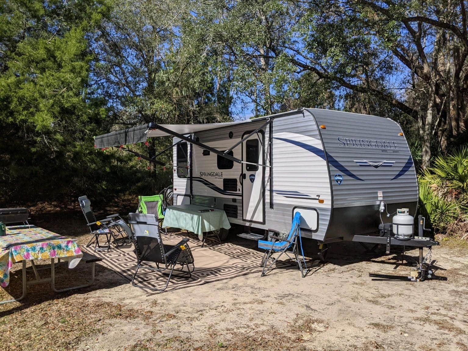 Rock Crusher Canyon RV Park | Crystal River, Florida