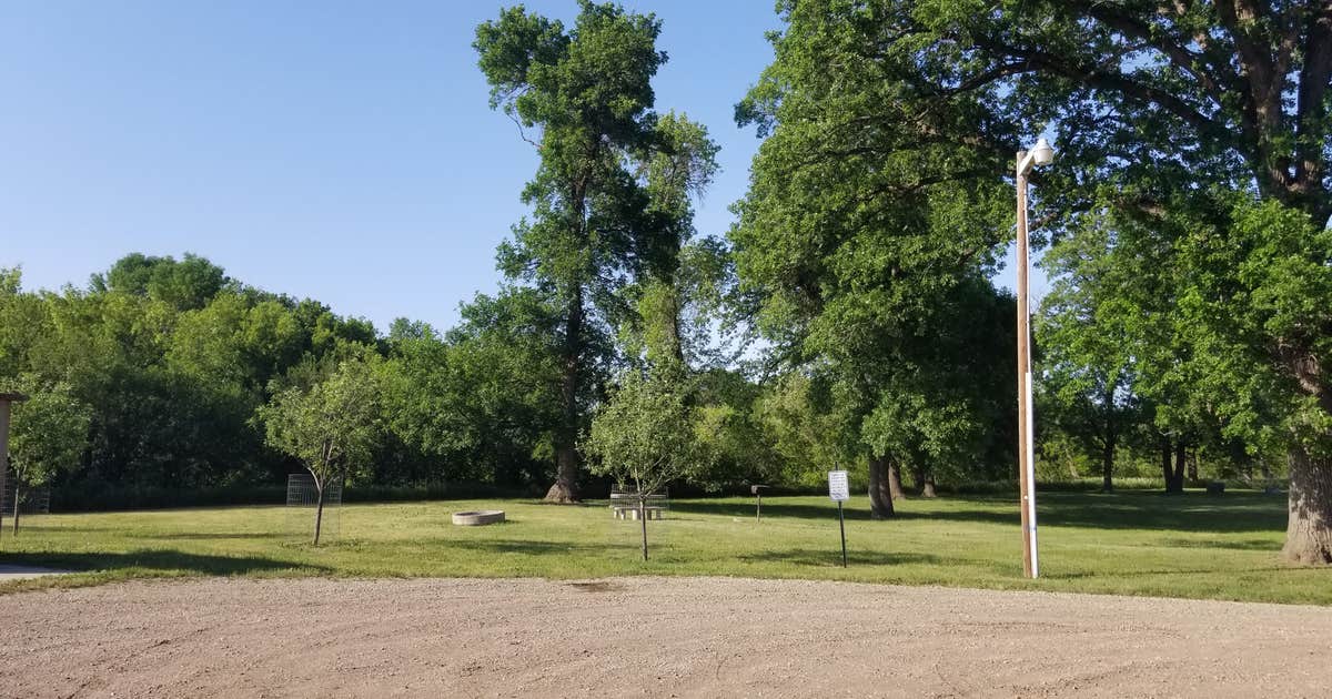 Faust Park Camping | Valley City, North Dakota