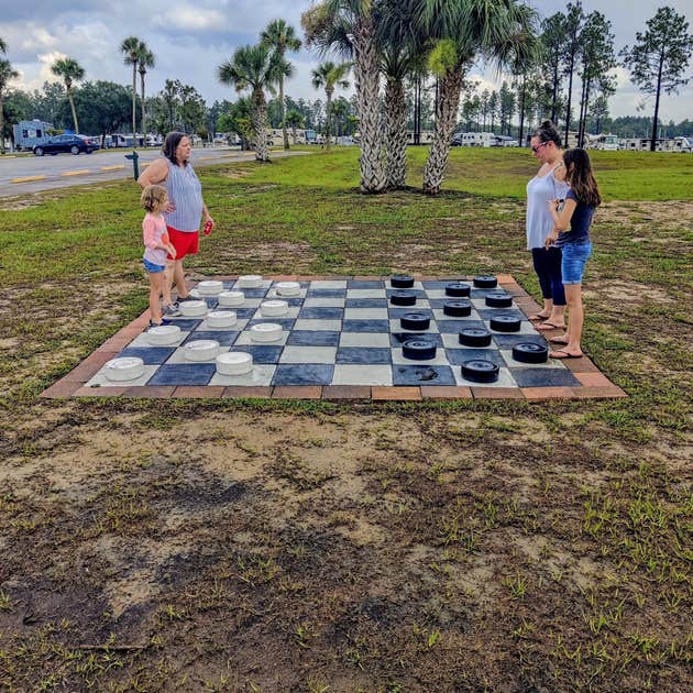 Encore Lake Magic Camping | Davenport, Florida