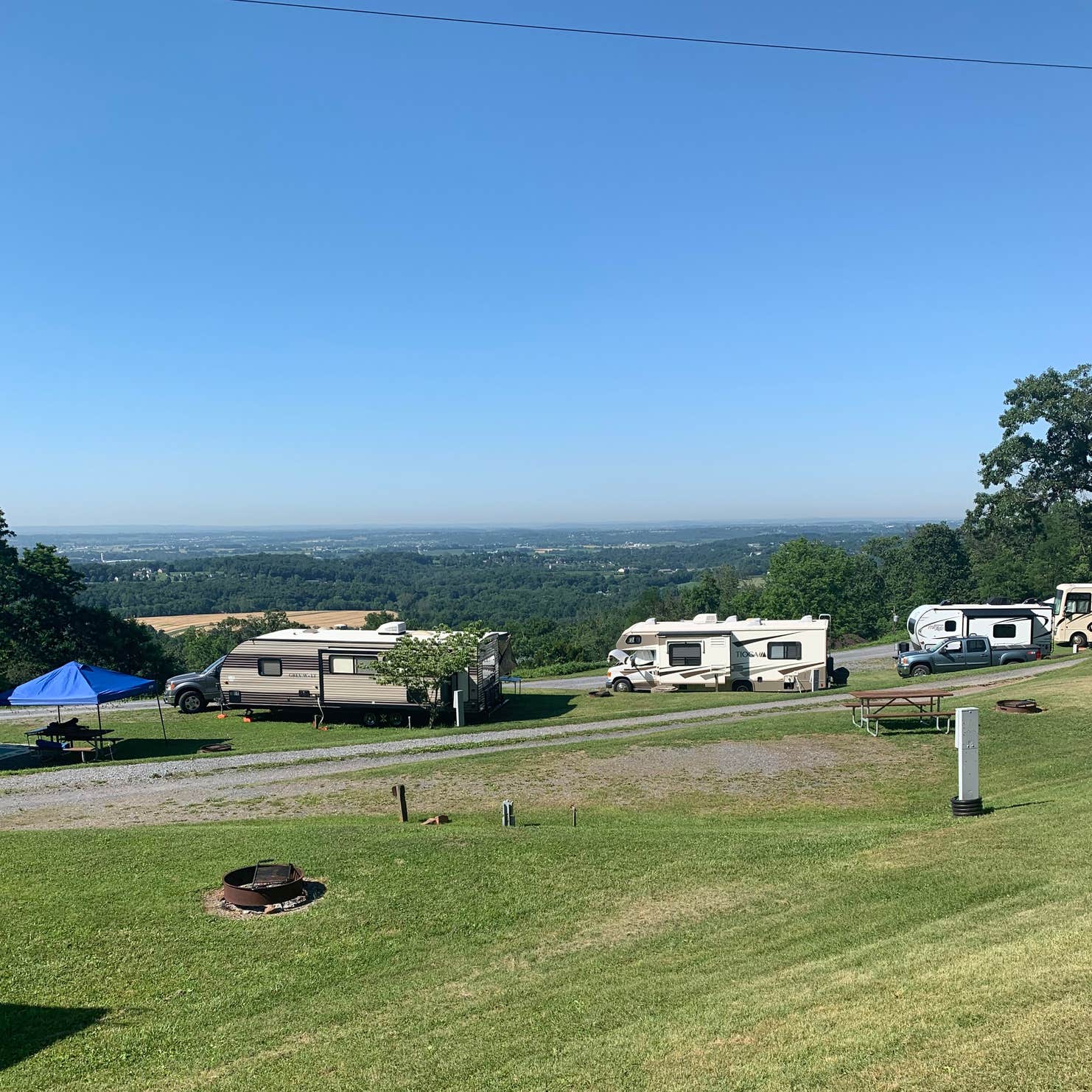 Starlite Camping Resort | Stevens, PA