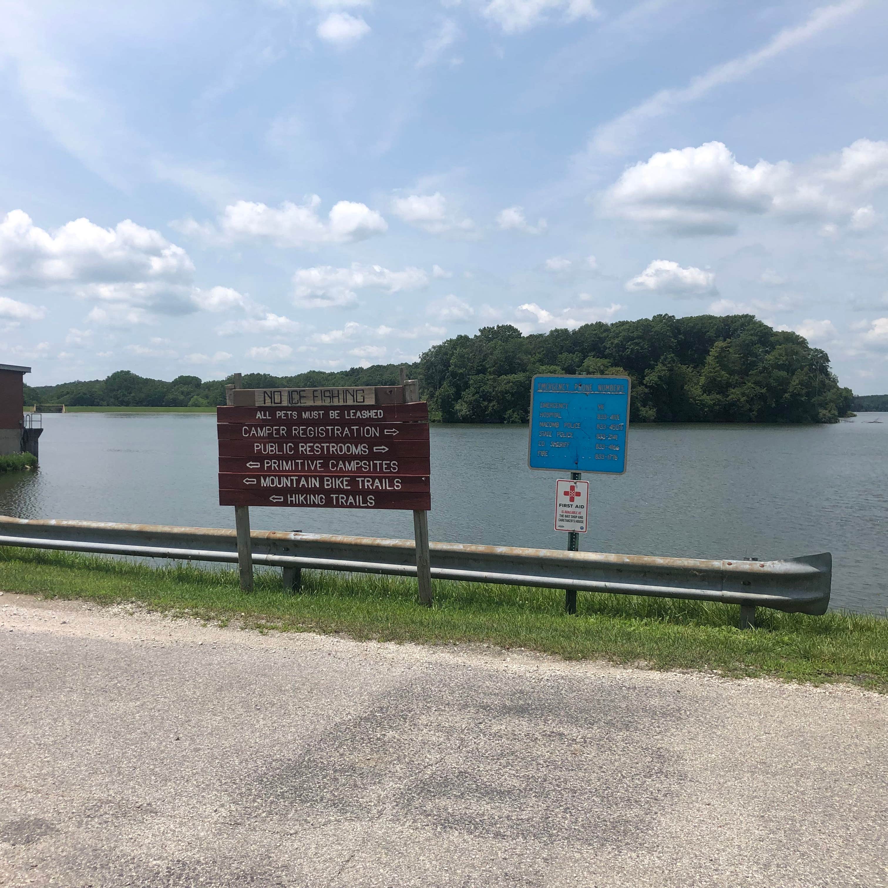 Spring Lake Park Camping | Macomb, Illinois