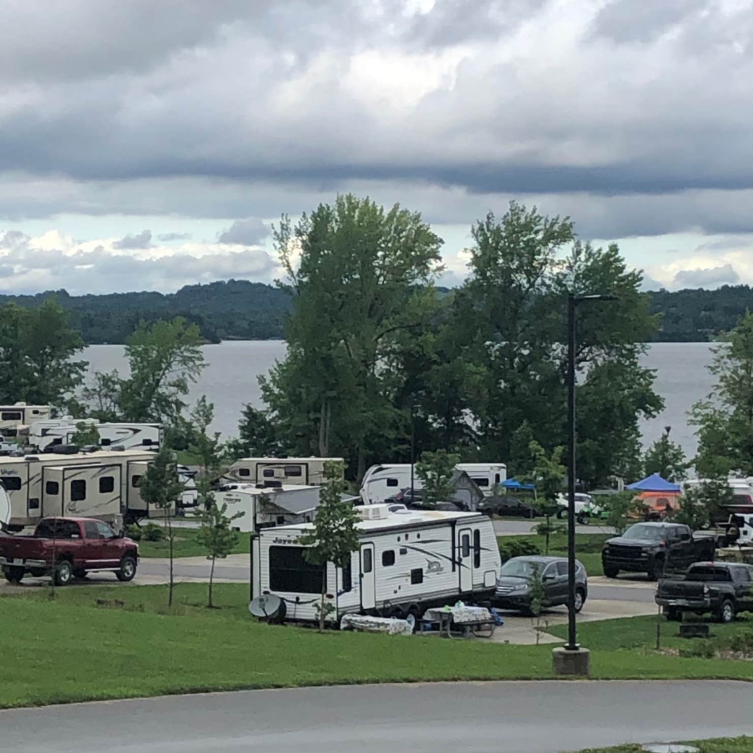 Seneca Lake Park Campground | Lore City, Ohio