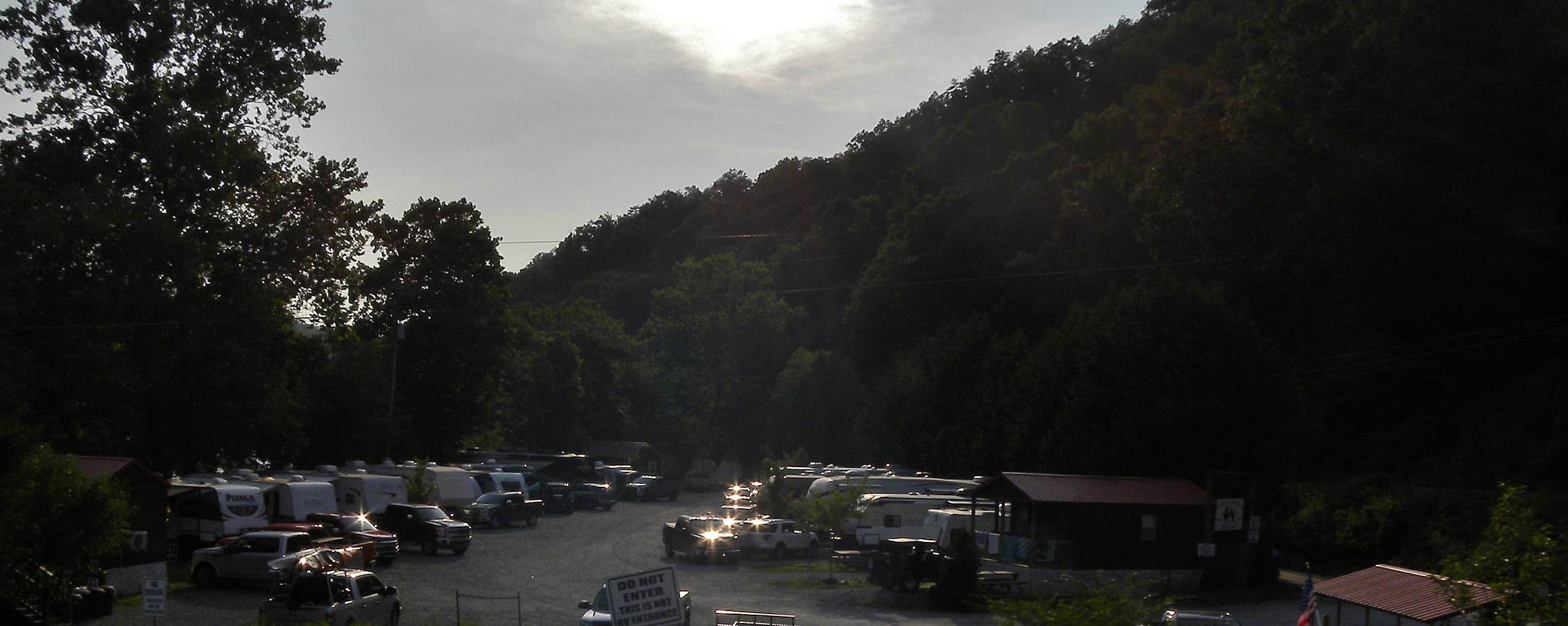 Grumpy Bear Campground | Bryson City, NC