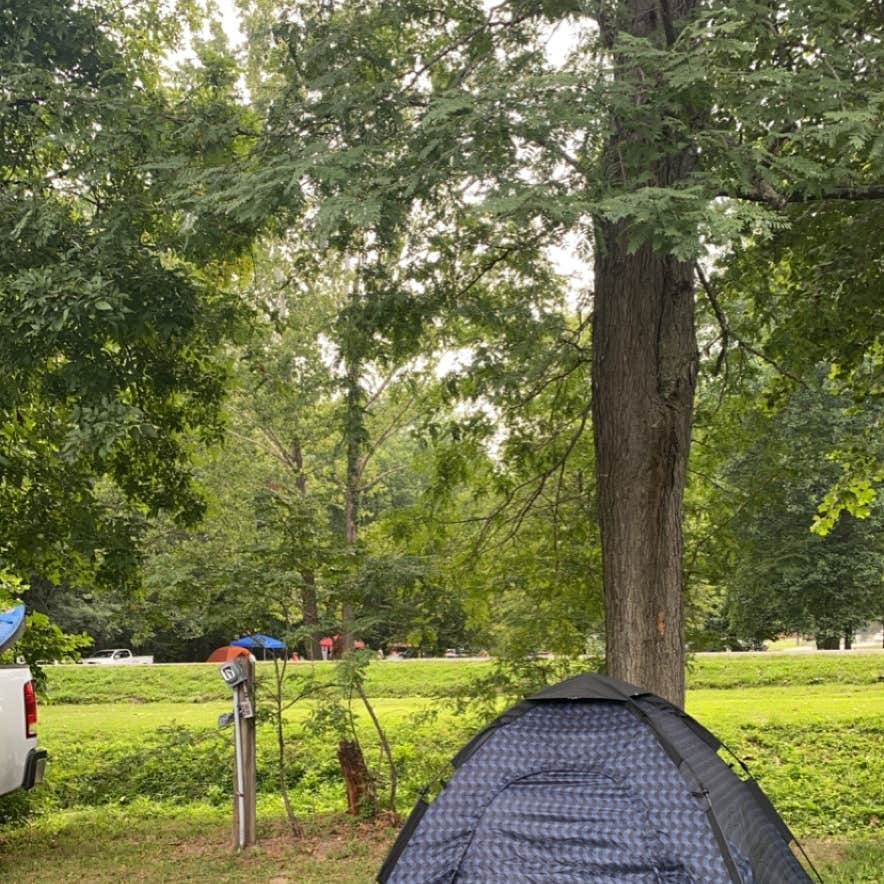 Garrison Canoe Rental and Campground | Steelville, Missouri