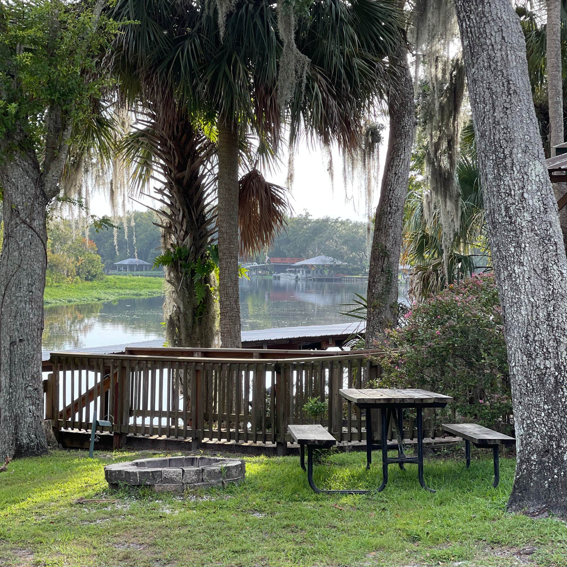 Parramore's Fantastic Fish Camp & Family Resort | Astor, FL