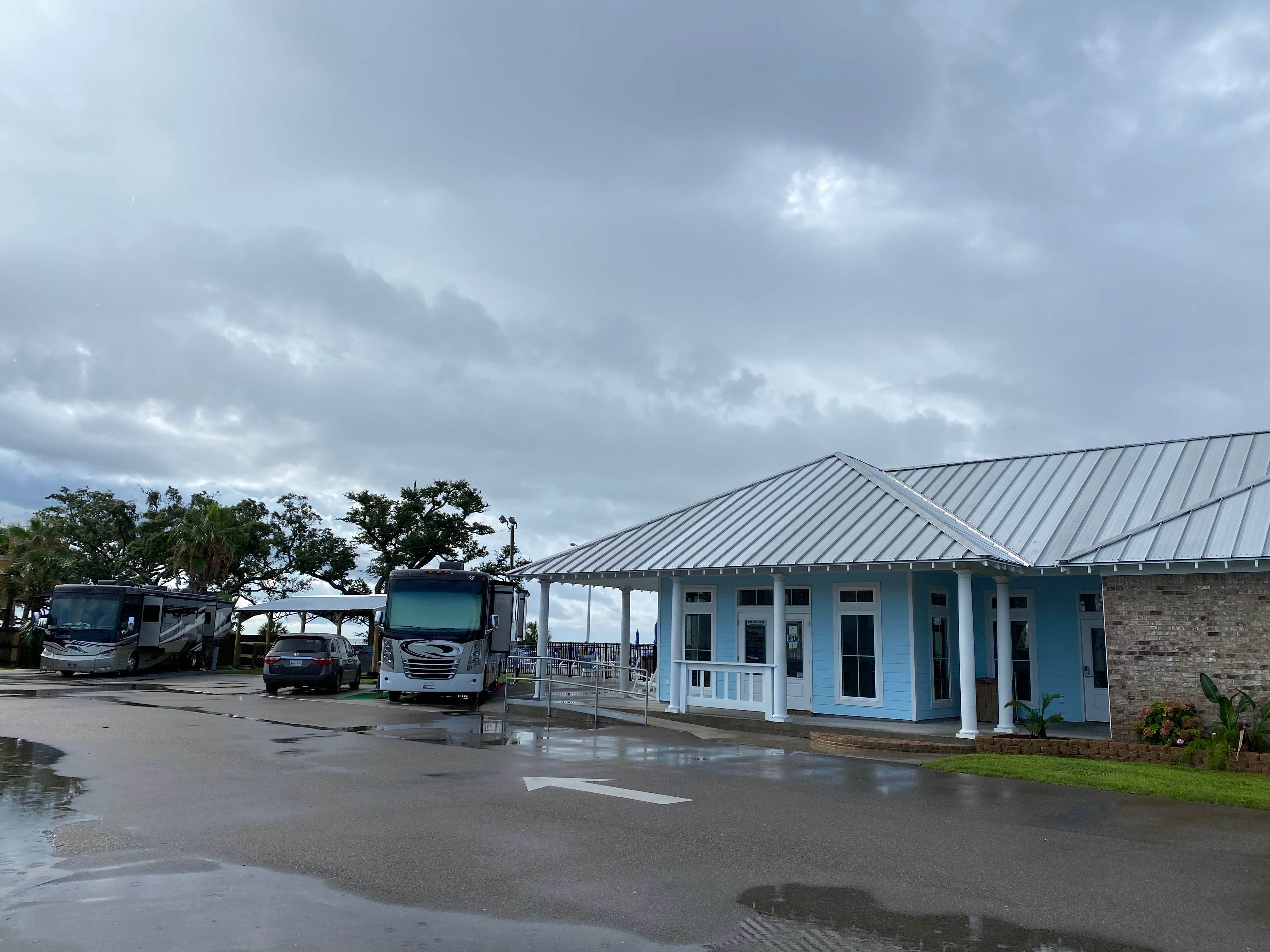 Gulf Beach RV Resort | Biloxi, MS