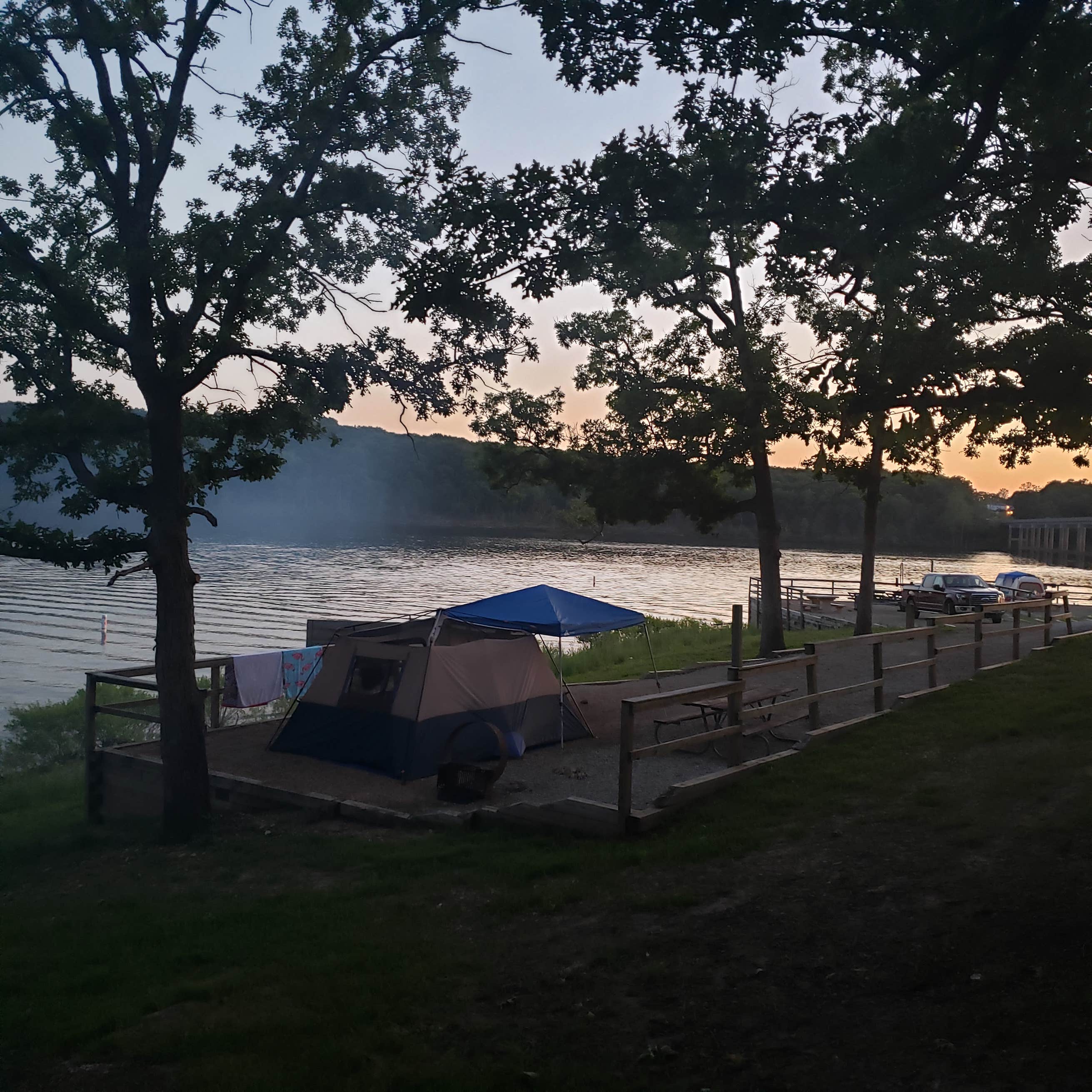 COE Pomme de Terre Lake Nemo Park Camping | Pittsburg, Missouri