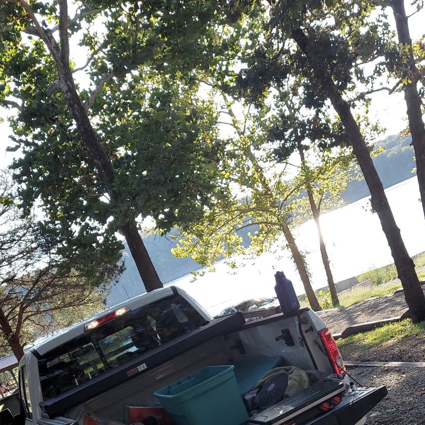 COE Pomme de Terre Lake Nemo Park Camping | Pittsburg, MO