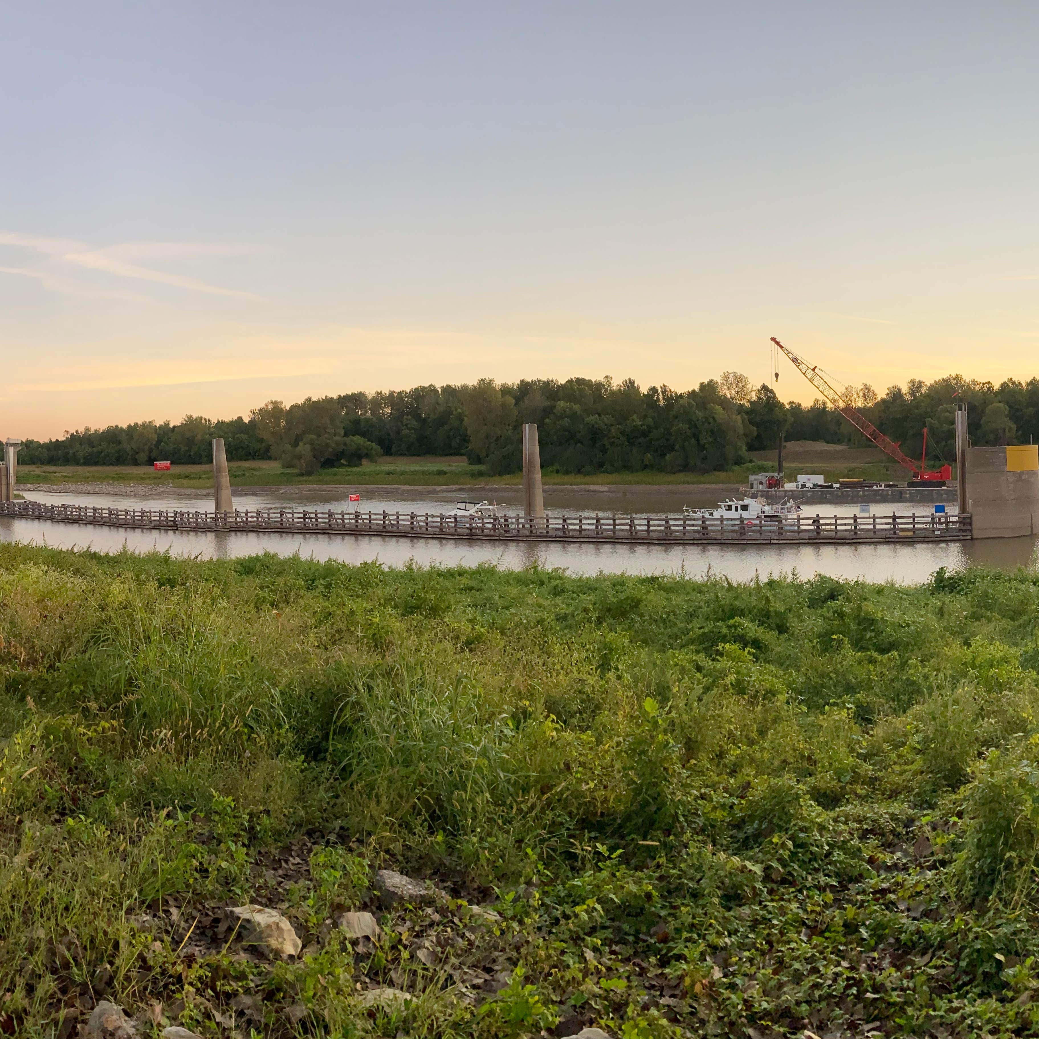 Kaskaskia Jerry F. Costello Lock and Dam (formerly the Kaskaskia Lock ...