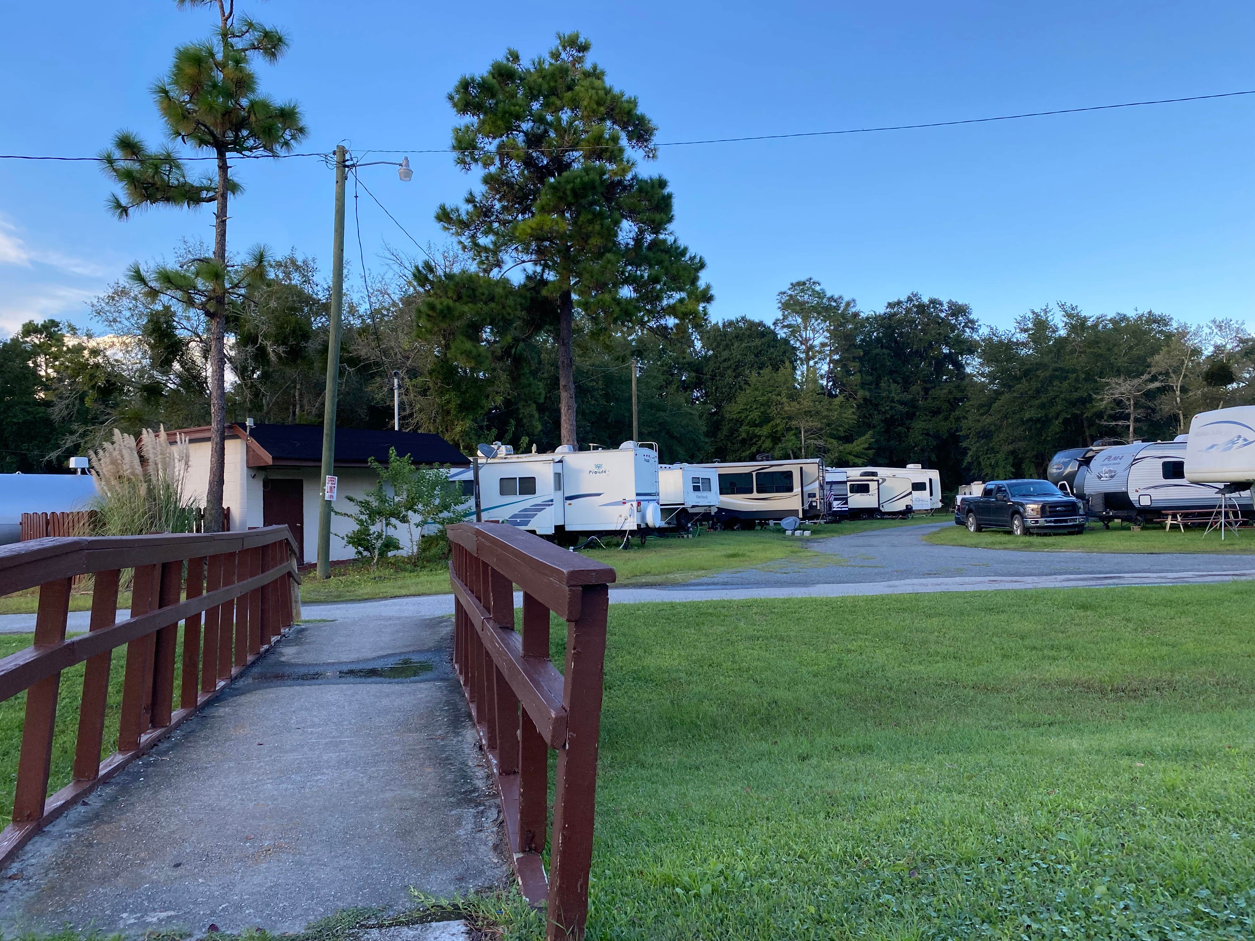 Southern Retreat RV Park | Brunswick, GA