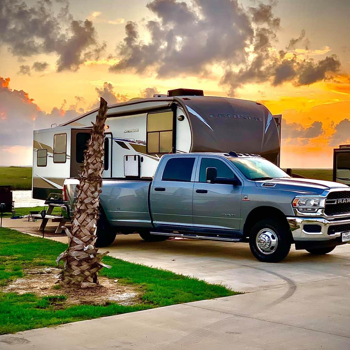 Blue Water RV Resort | Jamaica Beach, Texas