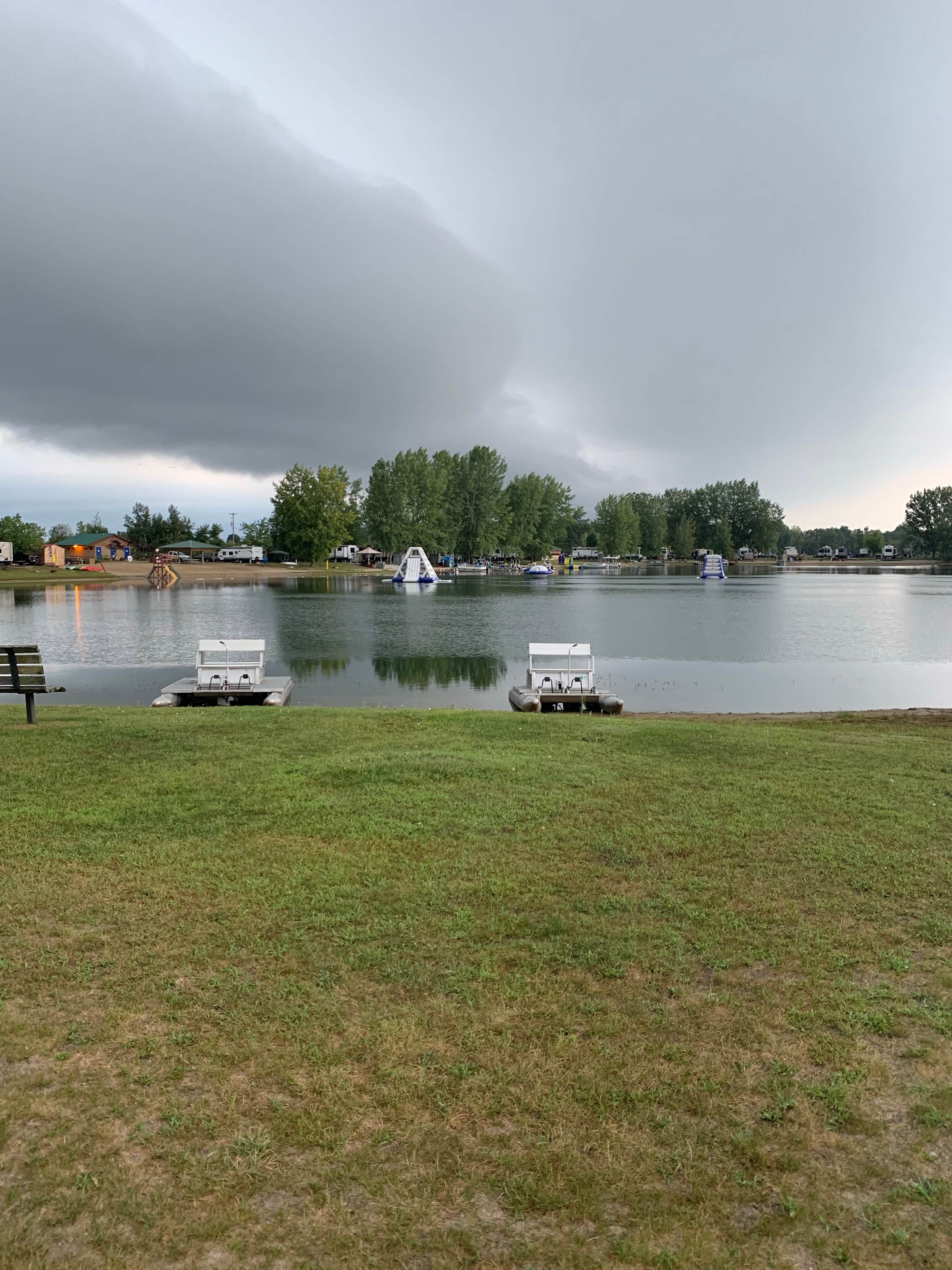 Leisure Lake Family Campground | Sumner, MI