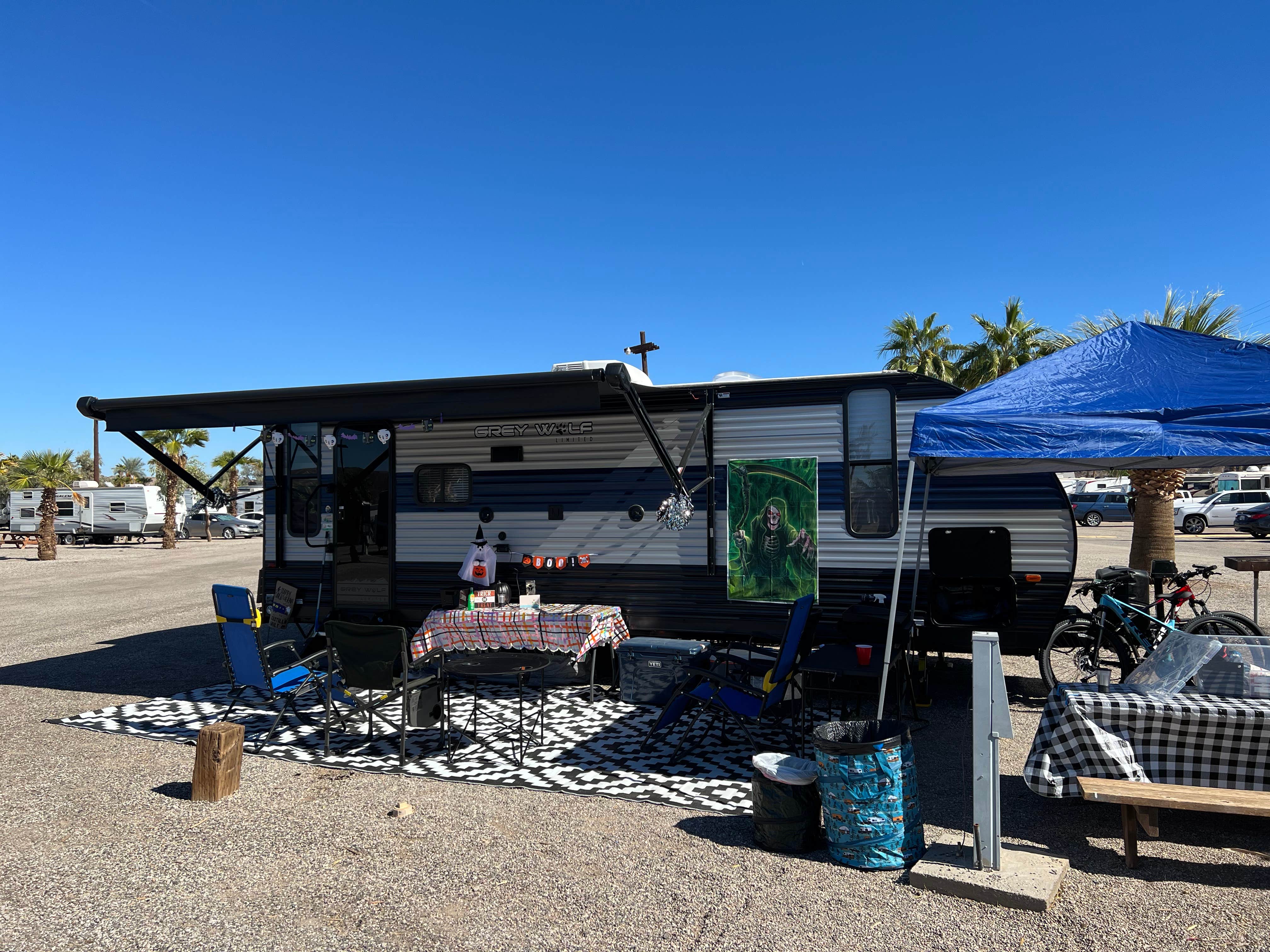 Emerald Cove Resort Camping | Earp, California