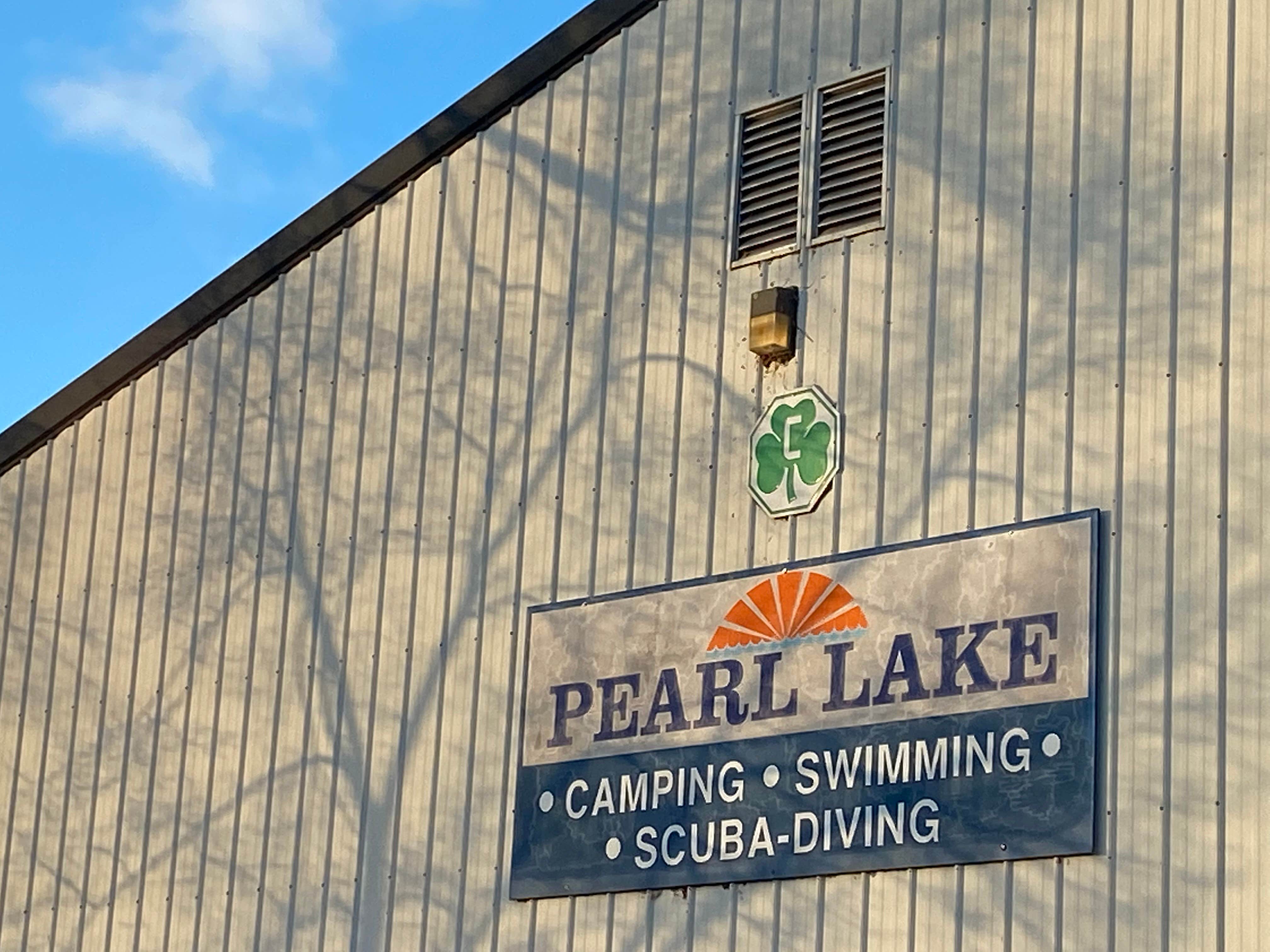 Pearl Lake Camping | South Beloit, IL