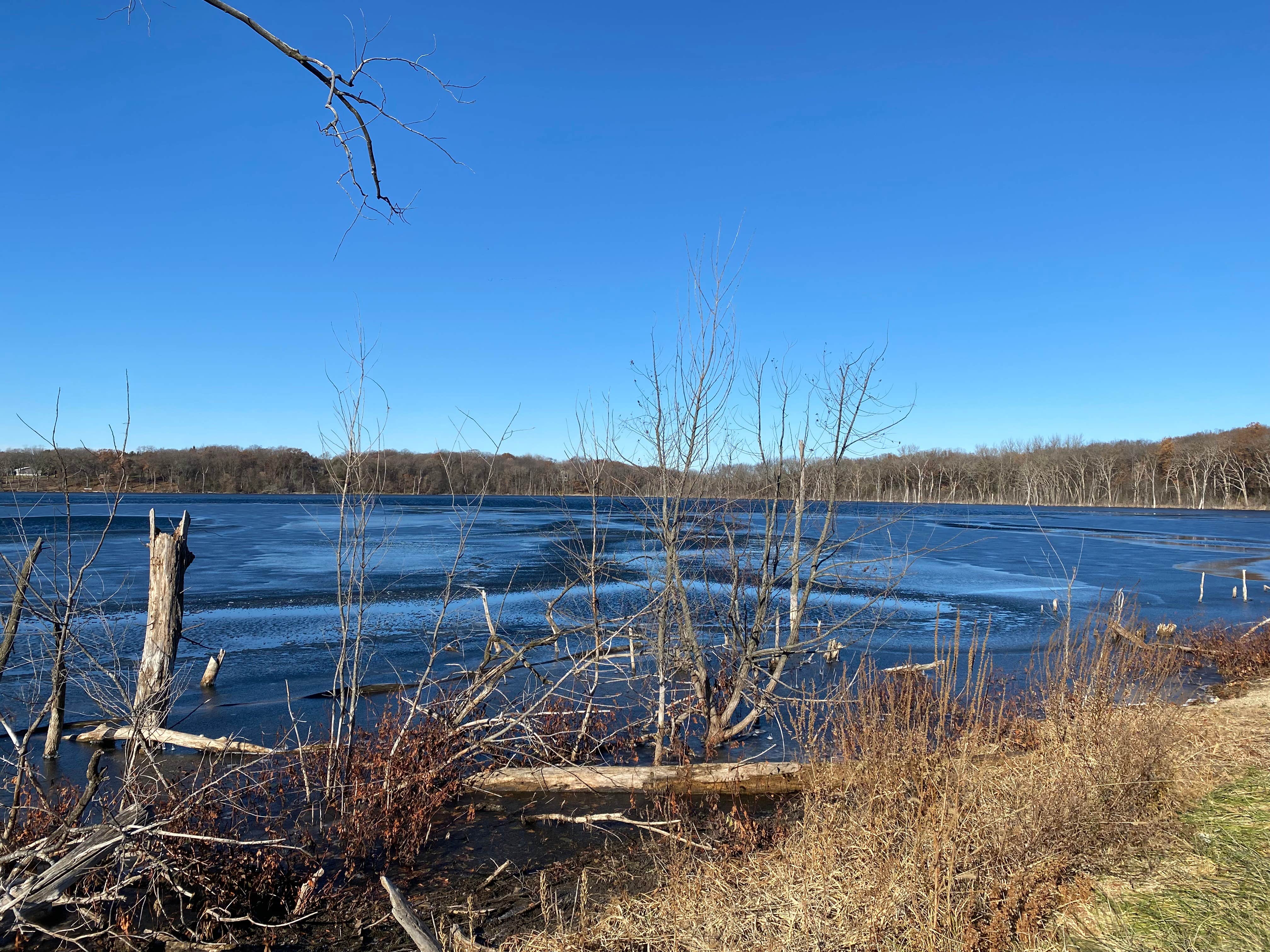 Pearl Lake Camping | South Beloit, Illinois