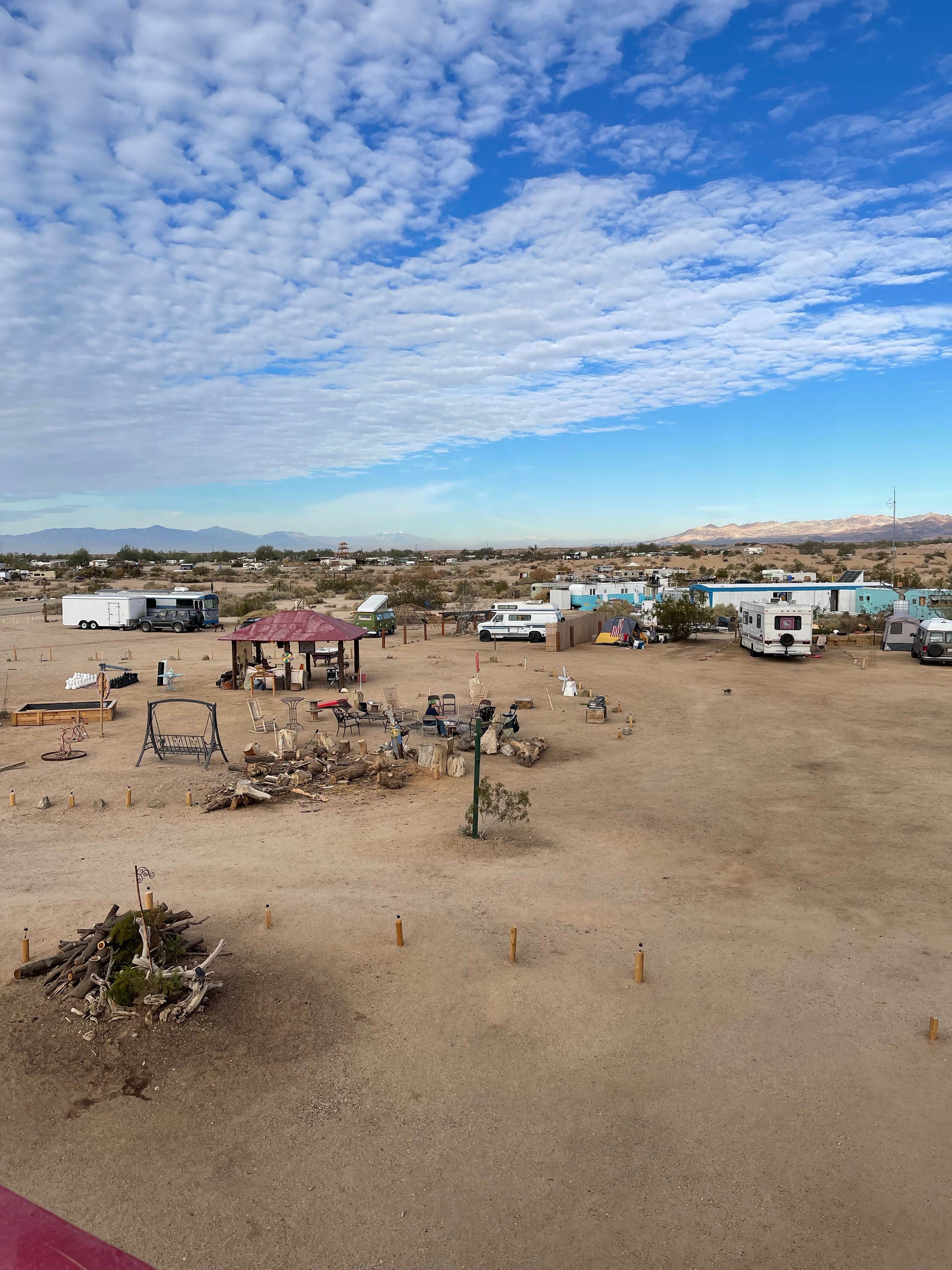 Mojos Slab Camp | Niland, CA