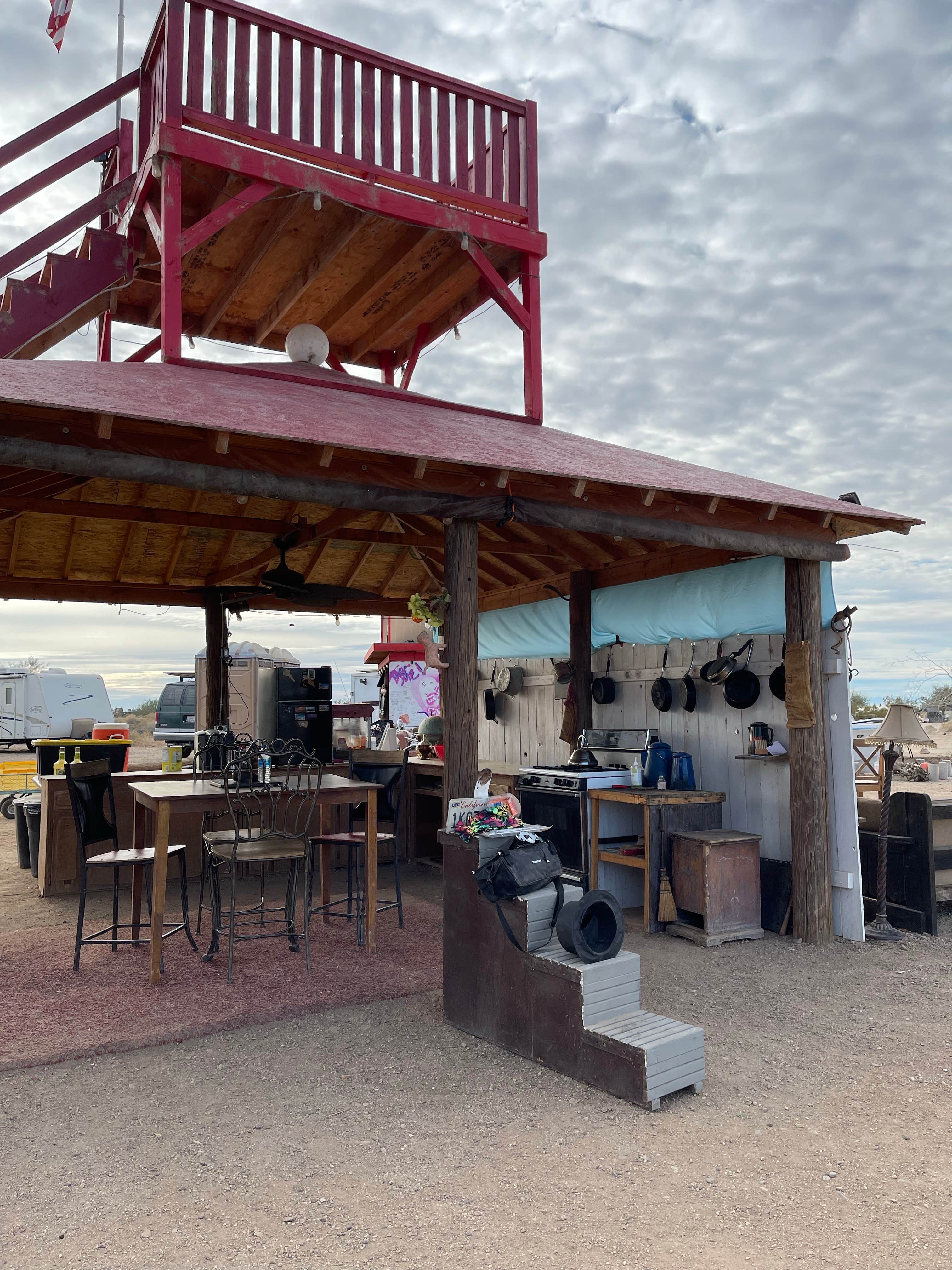 Mojos Slab Camp | Niland, CA