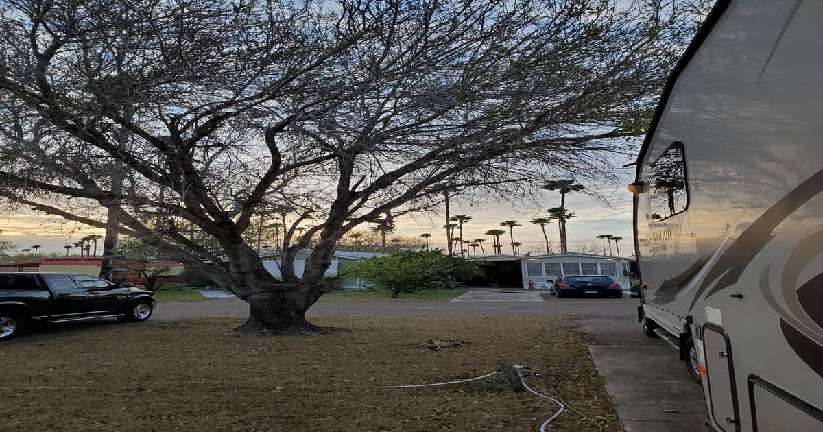 Sleepy Valley Resort - An Adult Retirement Community Camping | Mission, TX
