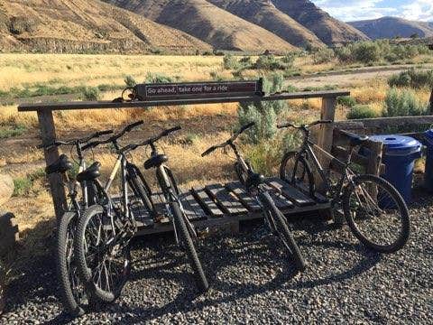 Lone Tree Campground — Cottonwood Canyon State Park | Mikkalo, Oregon