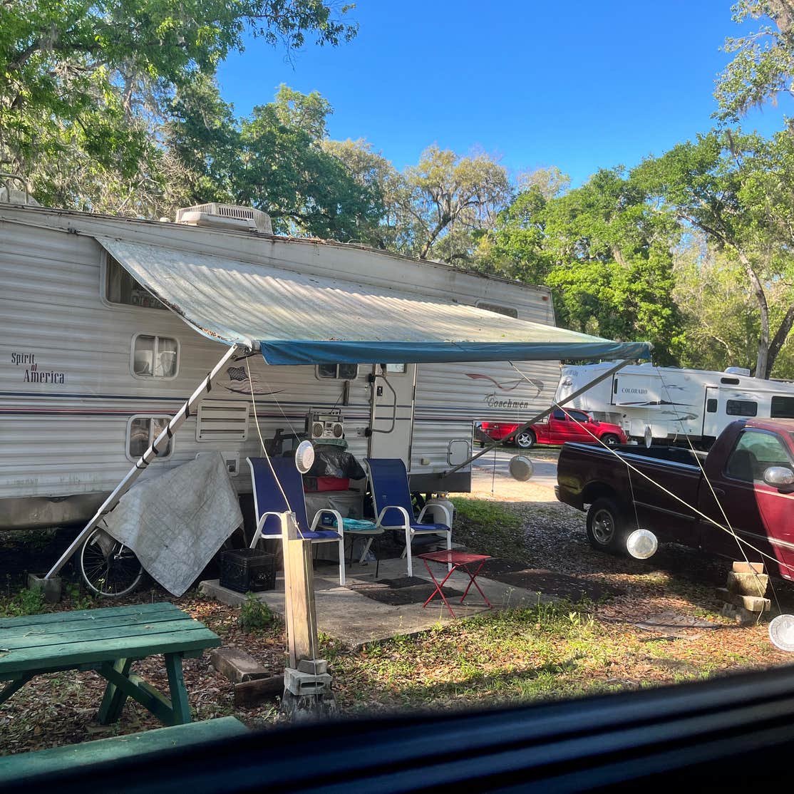 River Oaks RV Resort | Ruskin, Florida