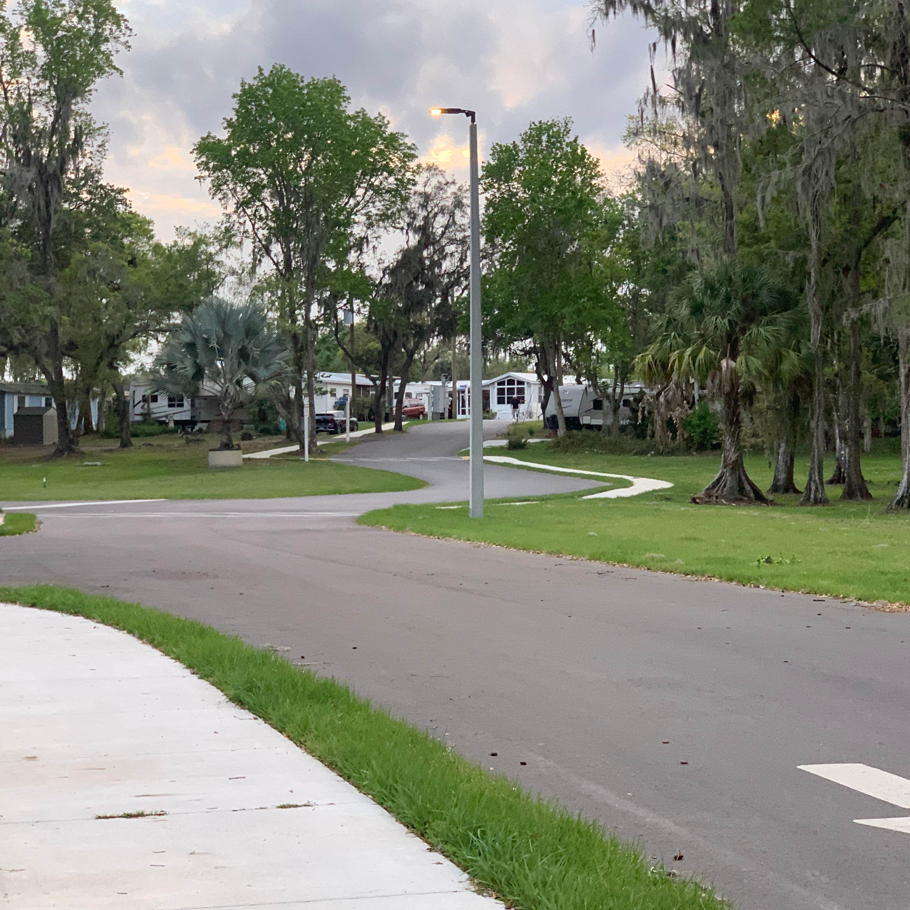 Hidden River RV Resort | Riverview, Florida