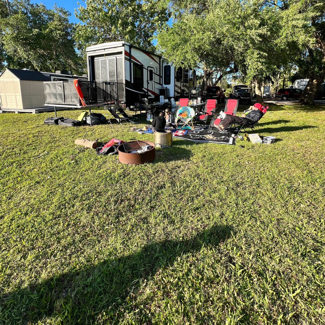 Encore Crystal Isles Camping | Crystal River, Florida