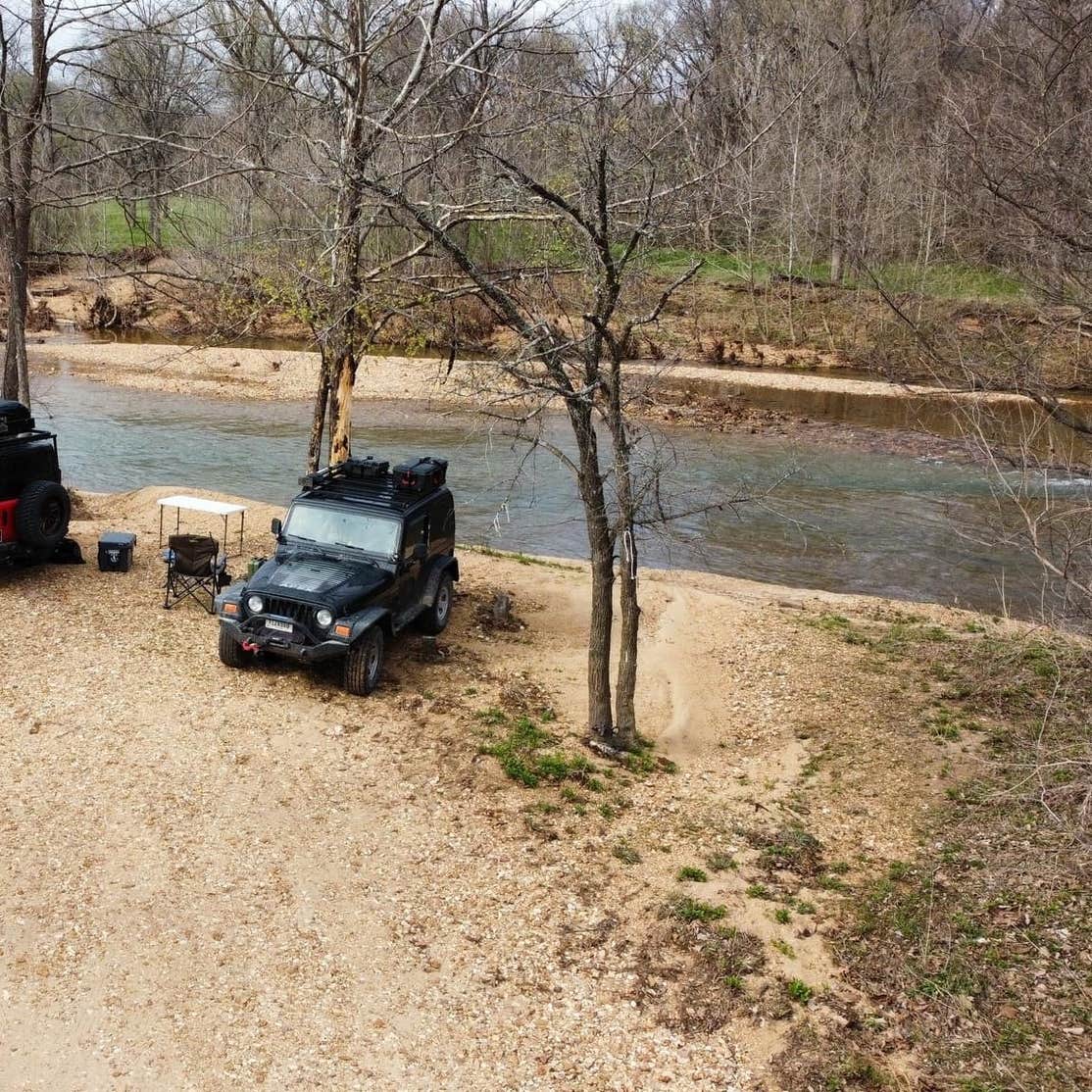 Courtois Creek Dispersed Camping | Davisville, Missouri