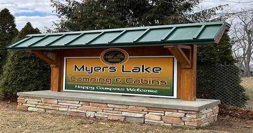Myers Lake Camping & Cabins | Cohoctah, Michigan