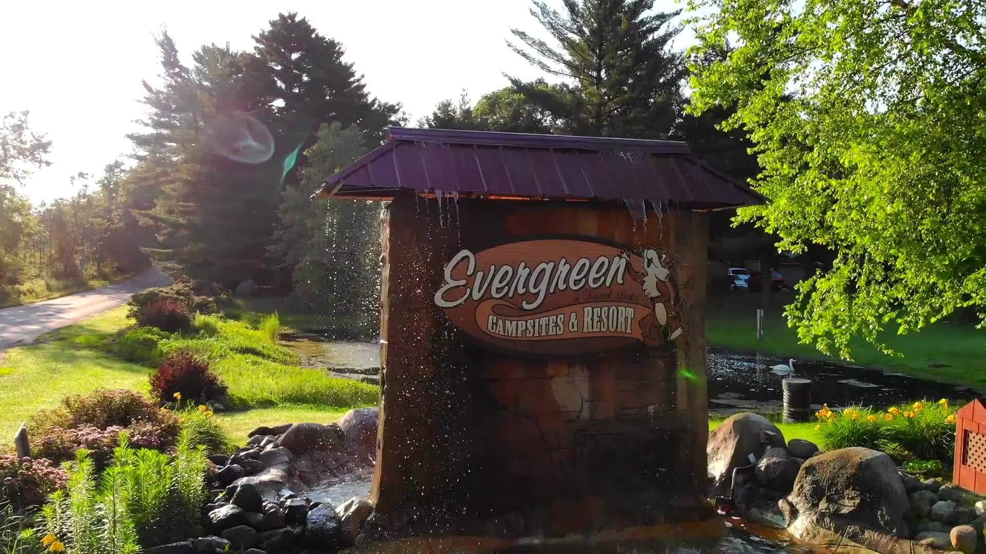 Evergreen Campsites and Resort | Wild Rose, Wisconsin